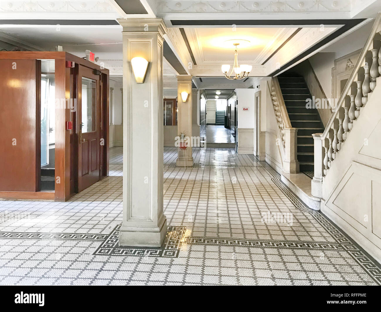 Apartment building entrance hall hi-res stock photography and images ...