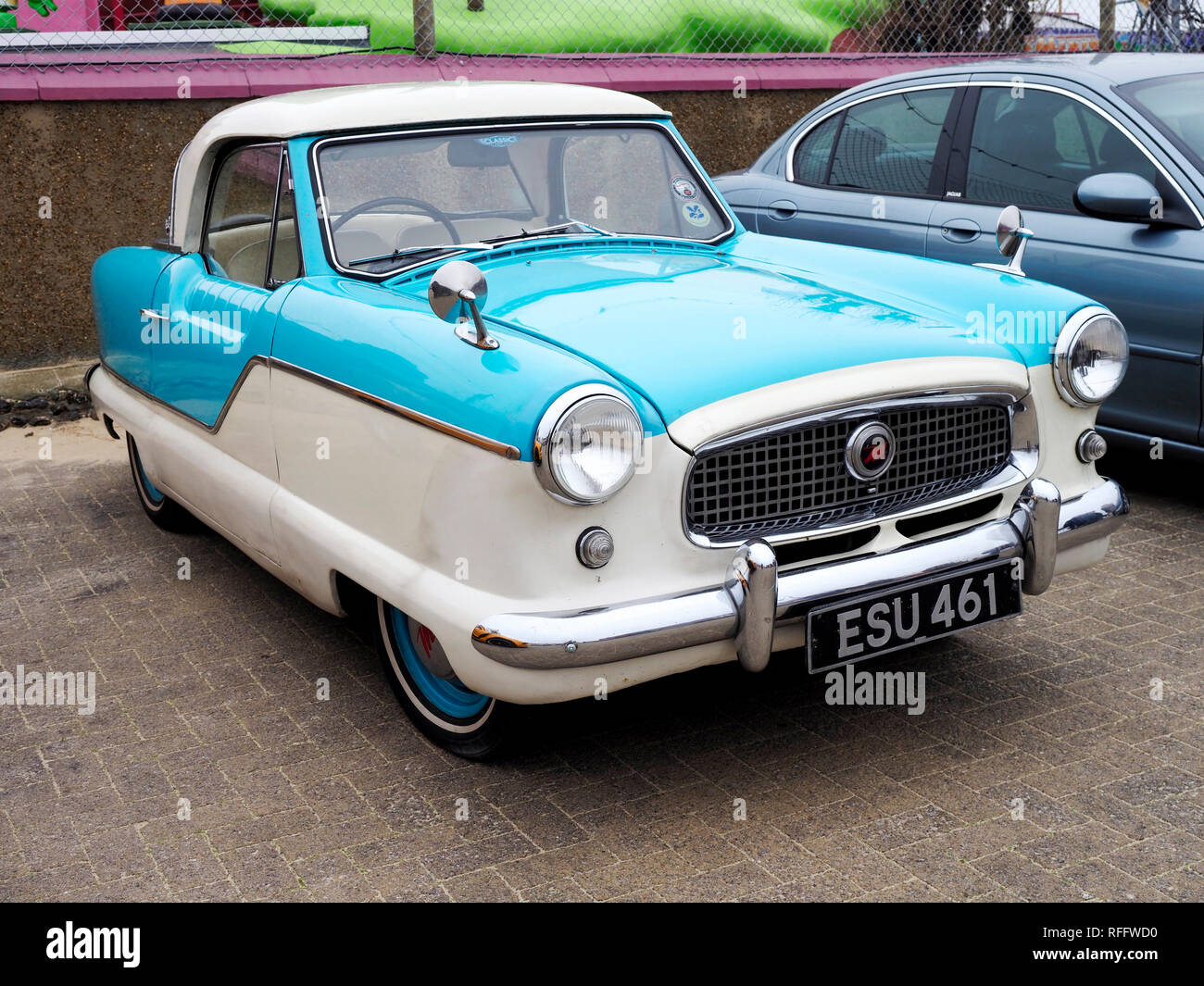 A series 3 Nash Metropolitan, known as Austin Metropolitan in the UK ...