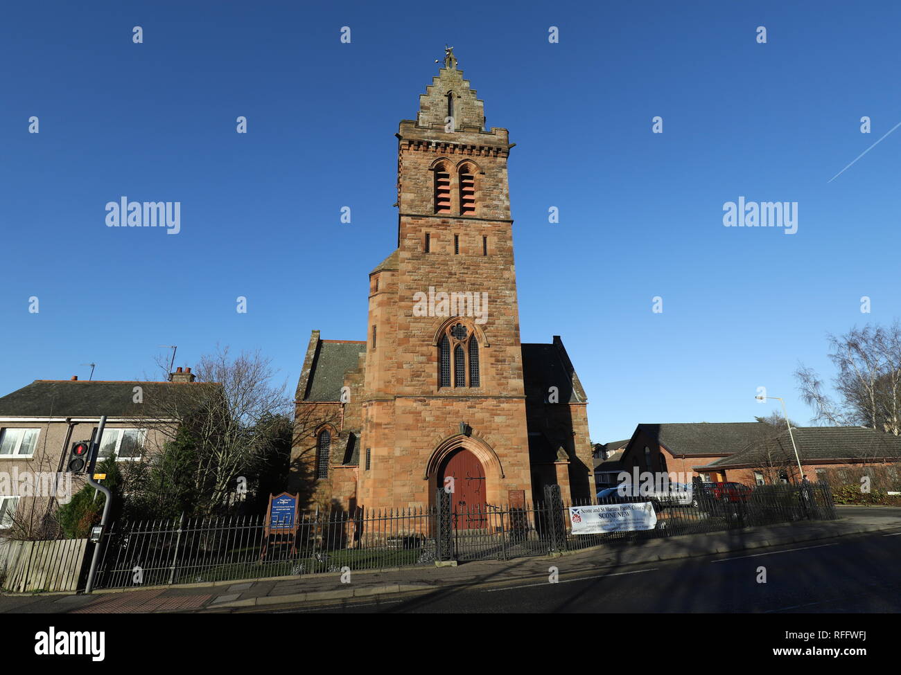 Scone new kirk hi-res stock photography and images - Alamy