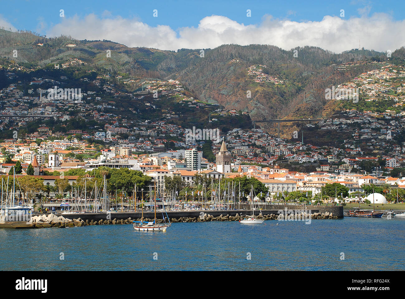 View old amphitheater located hi-res stock photography and images - Alamy