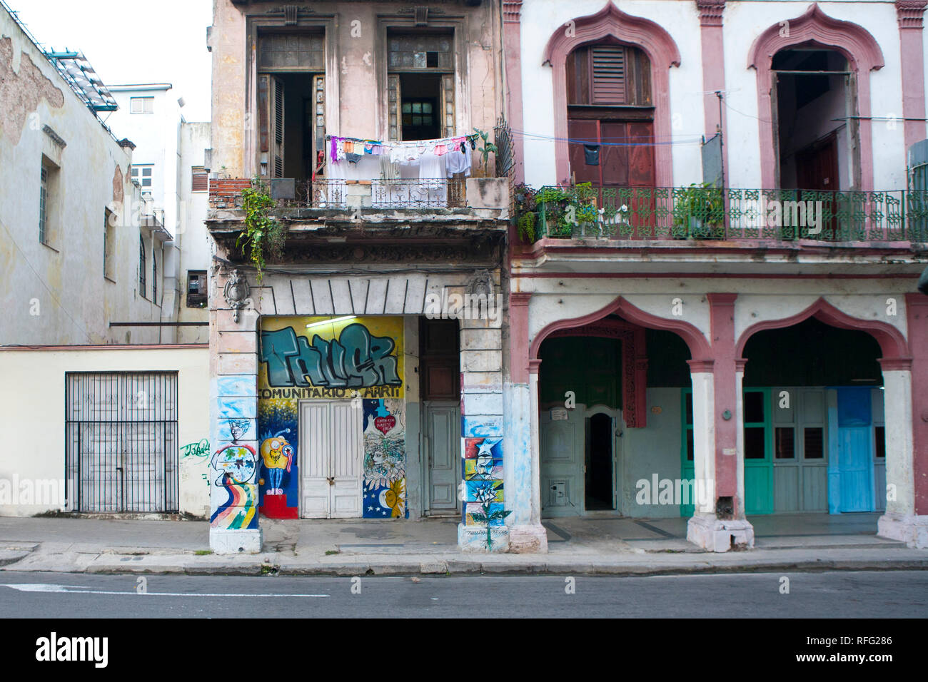 Havana, Cuba street scene old cars coloured buildings Stock Photo - Alamy
