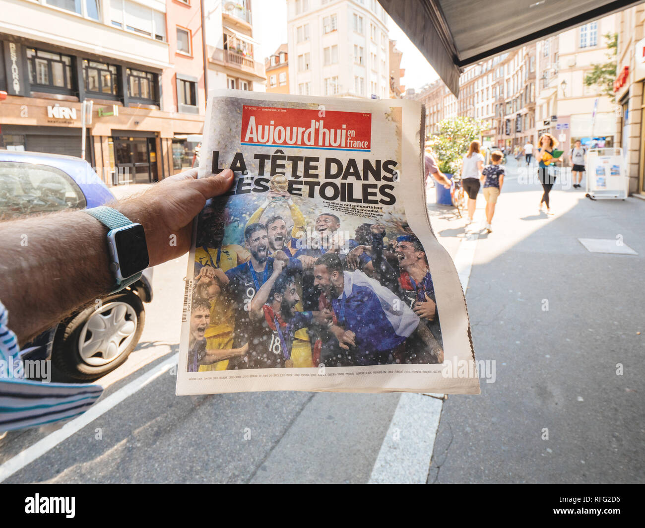 Paris title page front hi-res stock photography and images - Alamy