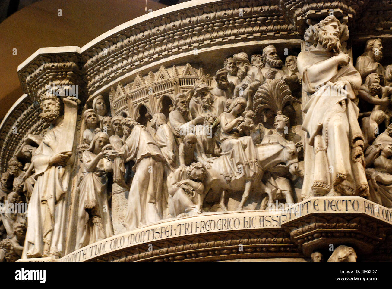 Giovanni pisano sculpture hi-res stock photography and images - Alamy