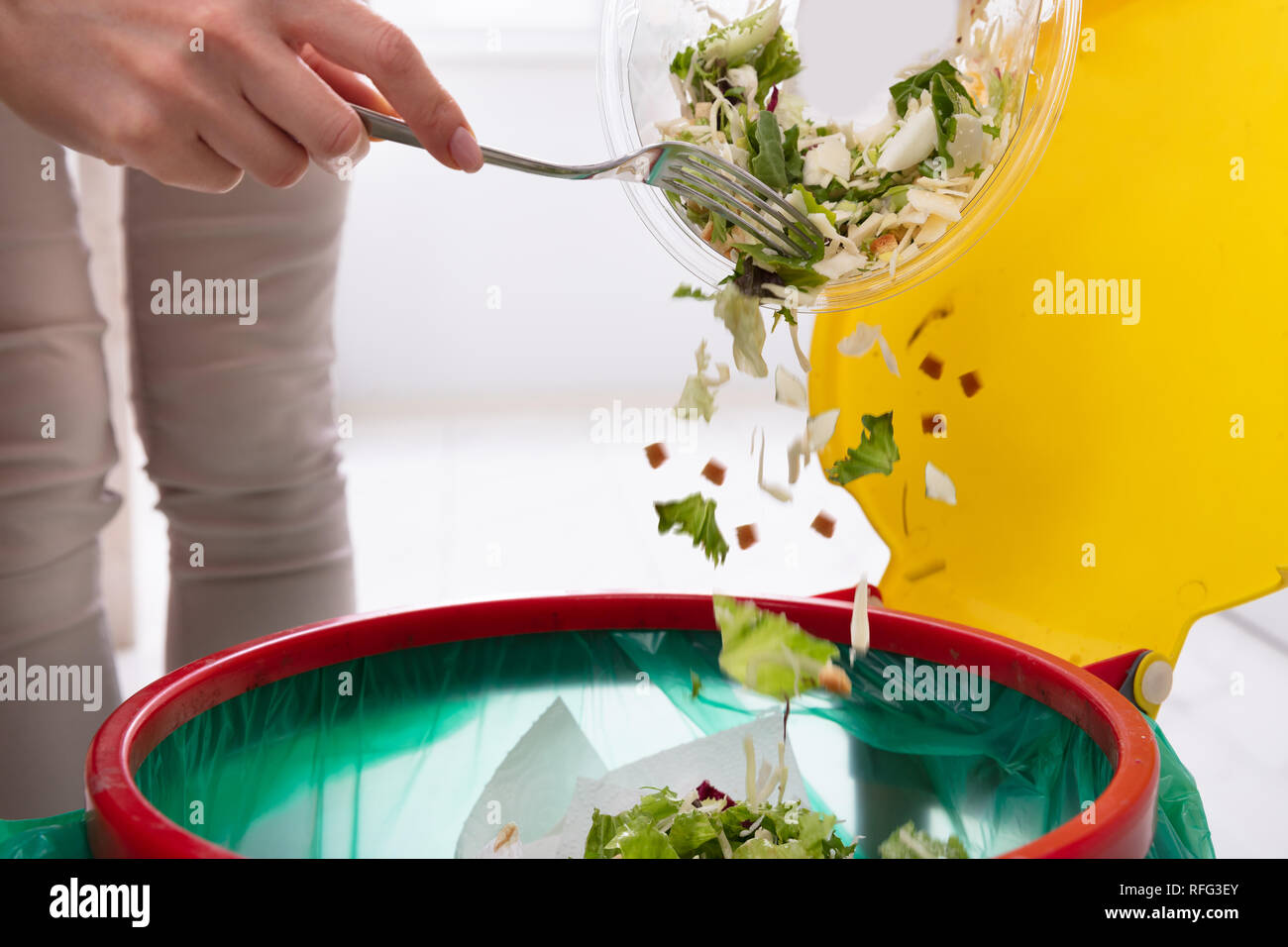 Throwing Away Food Stock Photos & Throwing Away Food Stock Images - Alamy