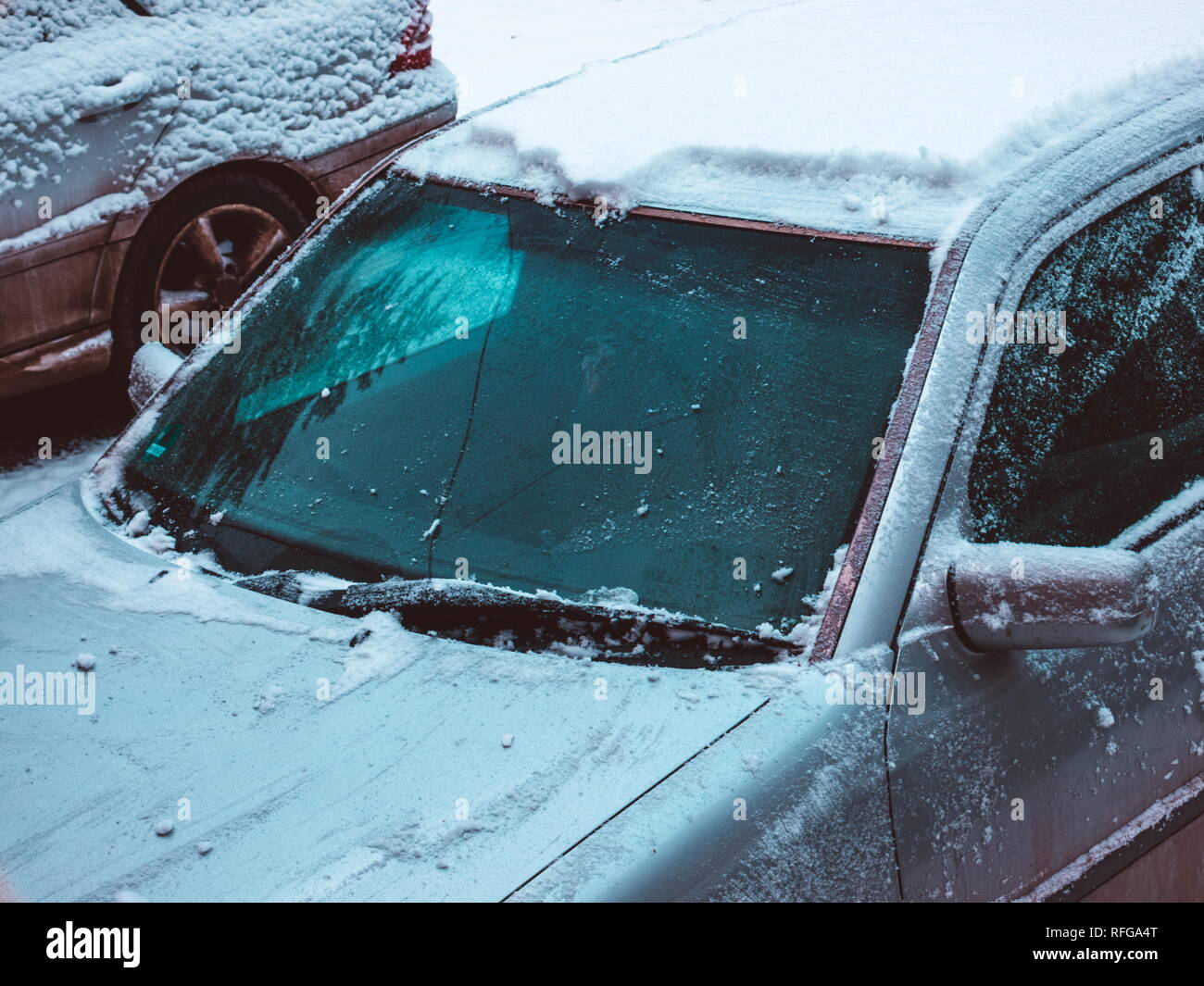 Front windshield cover hi-res stock photography and images - Alamy