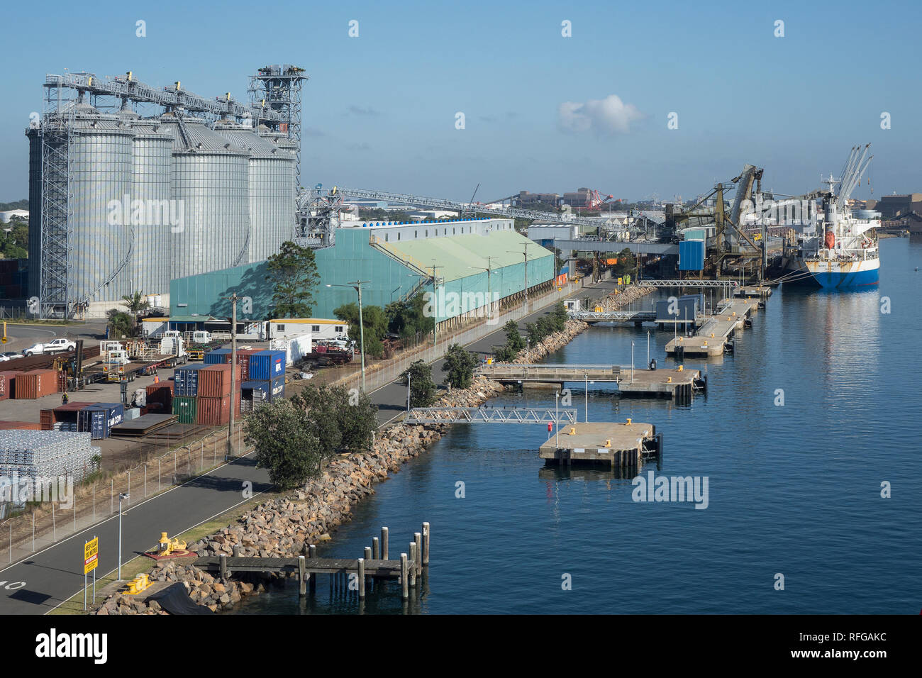 Port of newcastle nsw australia hi-res stock photography and images - Alamy