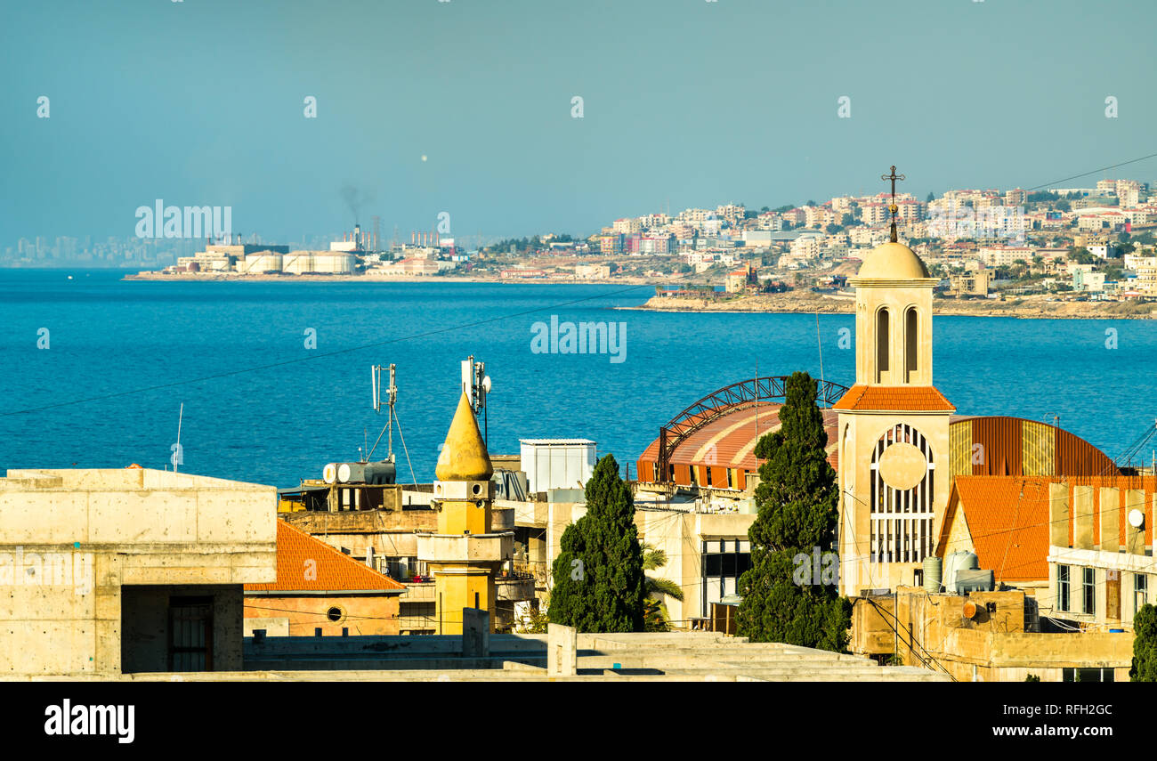Lebanon church and mosque hi-res stock photography and images - Alamy