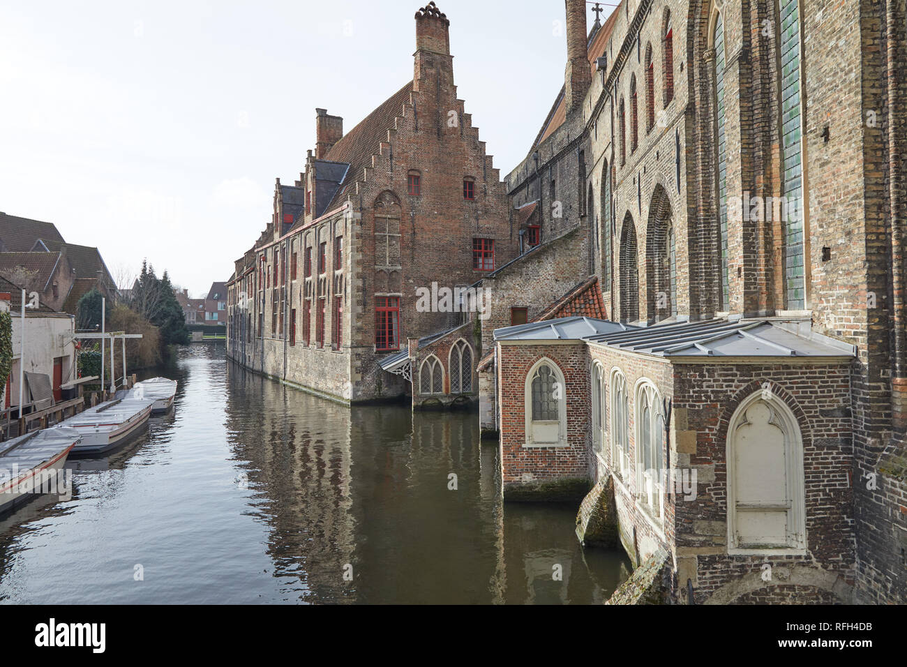 Classic view of the historic city center of Brugge Stock Photo - Alamy