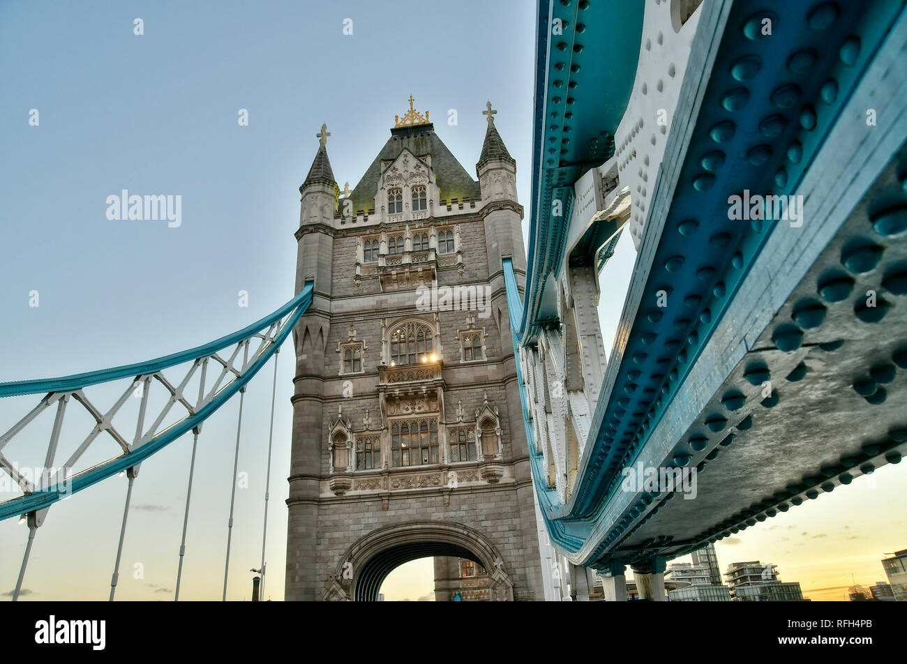 Old London Bridge High Resolution Stock Photography and Images - Alamy