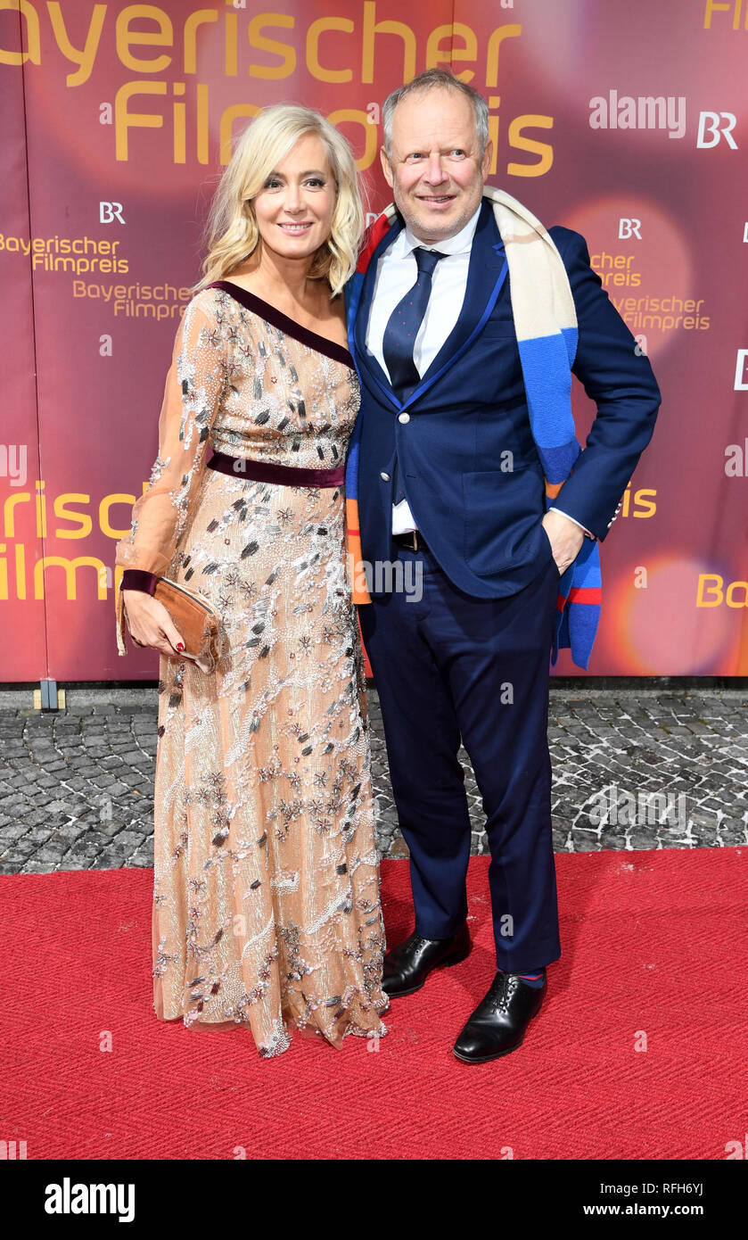25 January 2019, Bavaria, München: Actor Axel Milberg and his wife ...