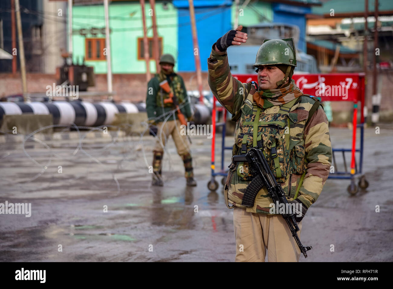 January 25, 2019 - Srinagar, Jammu & Kashmir, India - Indian army men ...