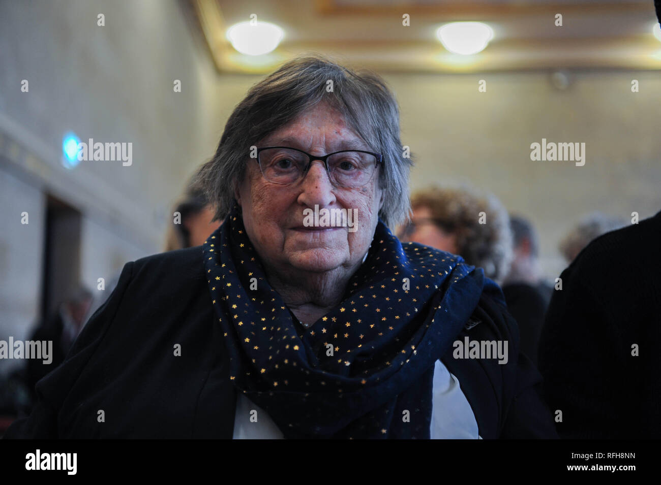 Bristol, UK. 25th Jan 2019. Iby Knill, holocaust survivor (95 years old ...