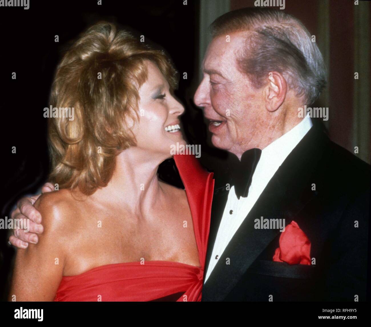 Angie Dickinson Milton Berle 1984 Photo By Adam Scull/PHOTOlink. Photo ...