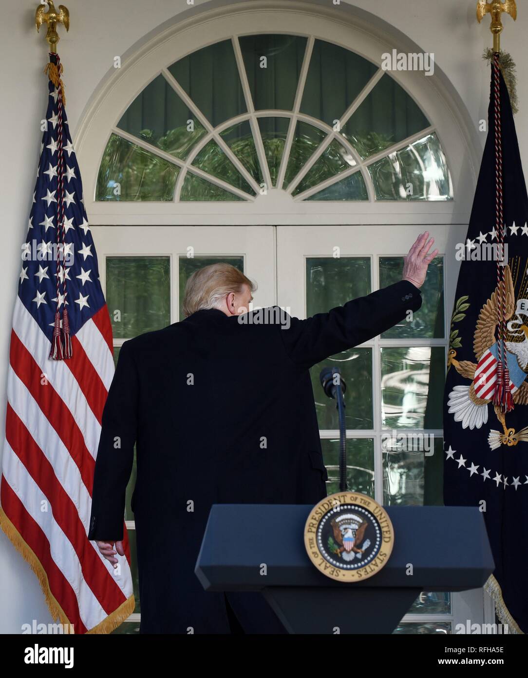 Washington, DC. 25th Jan, 2019. United States President Donald J. Trump ...