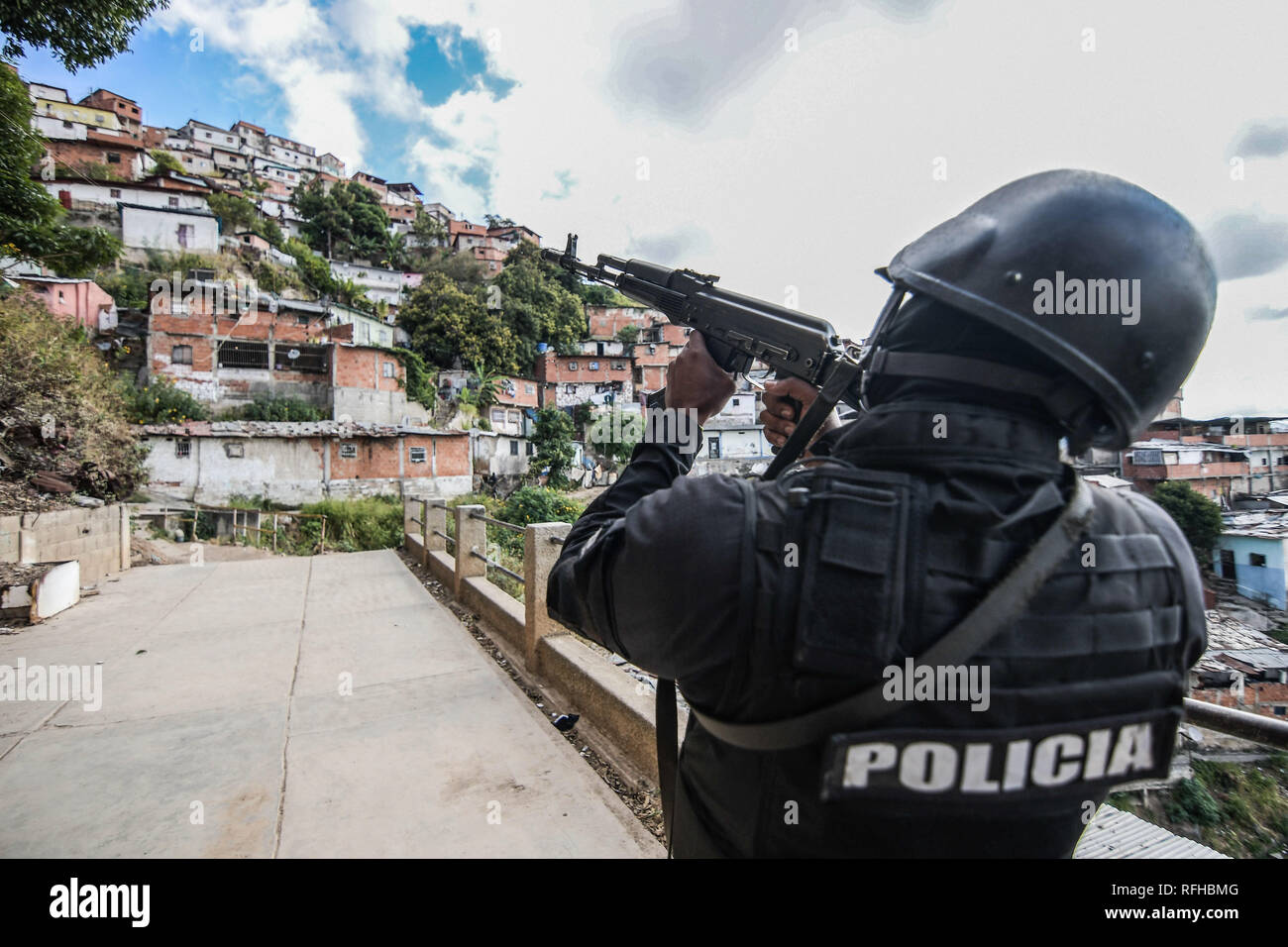Caracas, Venezuela. 25th Jan, 2019. A member of the Bolivarian National ...