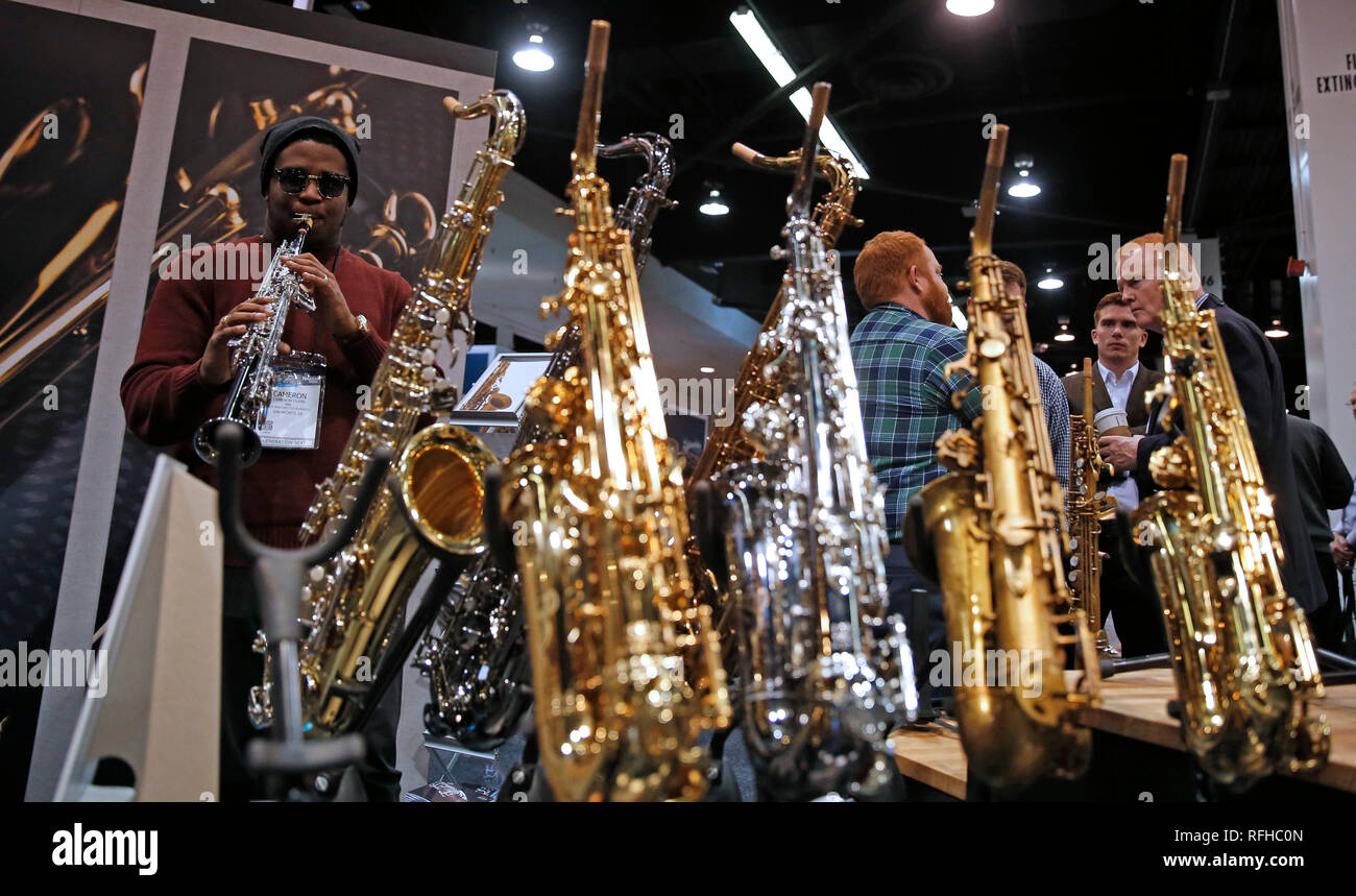 Namm show hi-res stock photography and images - Alamy