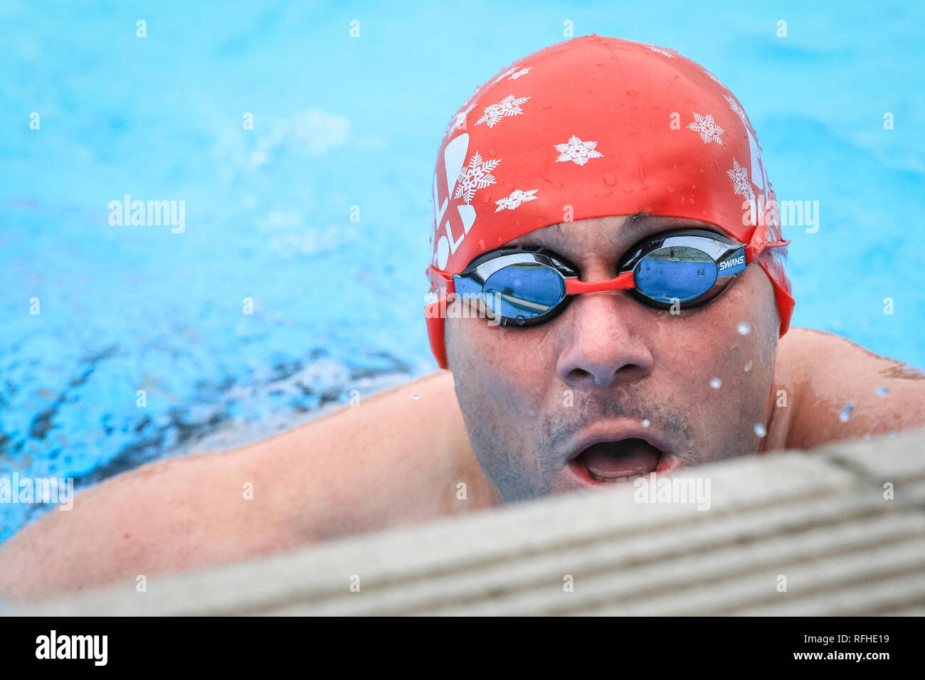 Funny woman in swimming costume hi-res stock photography and images - Alamy