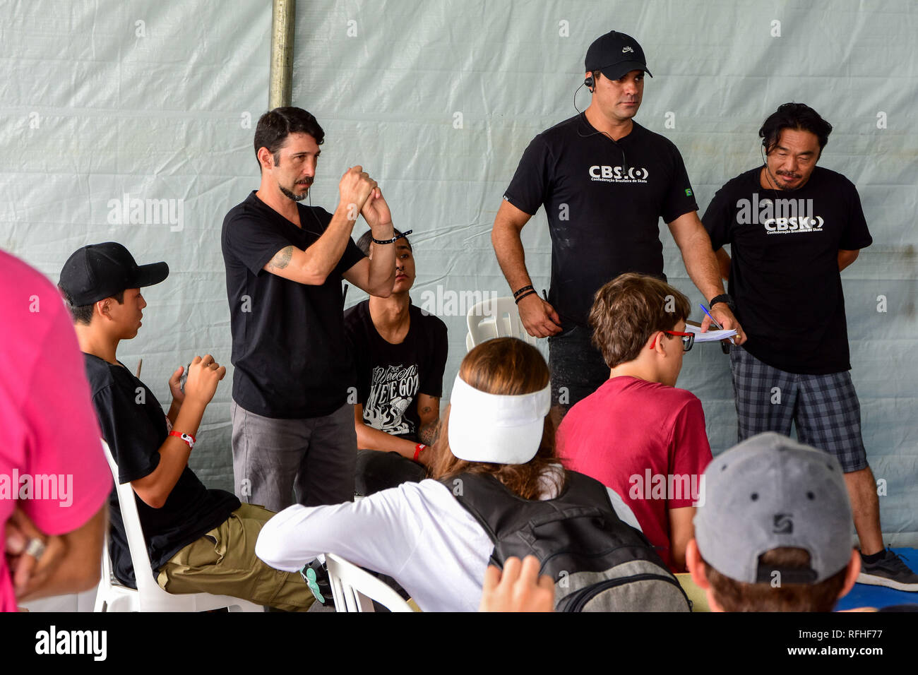FLORIAN'POLIS, SC - 25.01.2019: SKATE PARK BRAZILIAN CIRCUIT - Even in bad weather, Brazilian ...