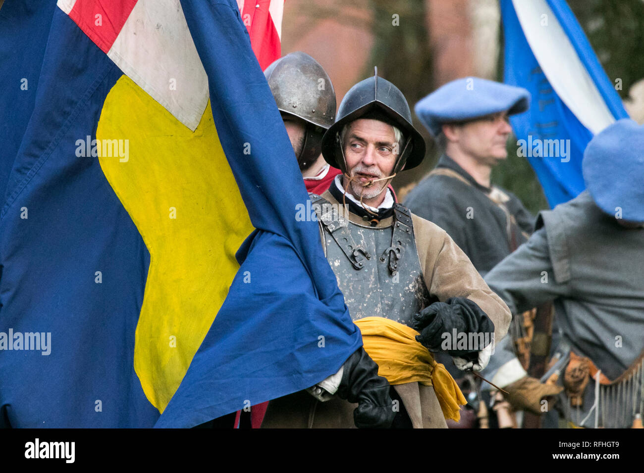 Roundhead soldiers english civil war hi-res stock photography and ...