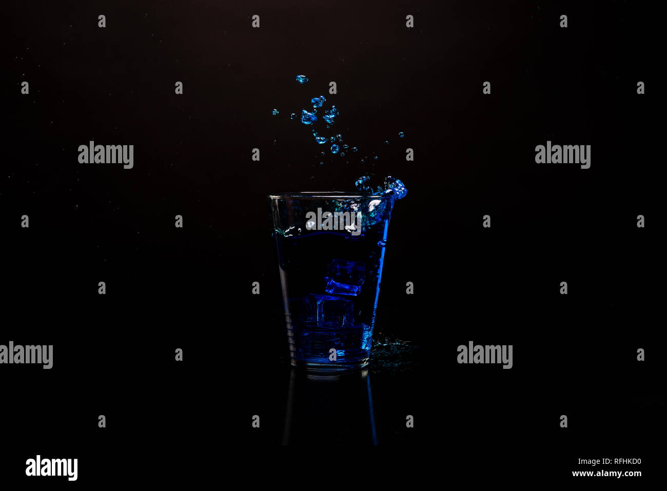 Drink glass thirst blue clean hi-res stock photography and images - Alamy