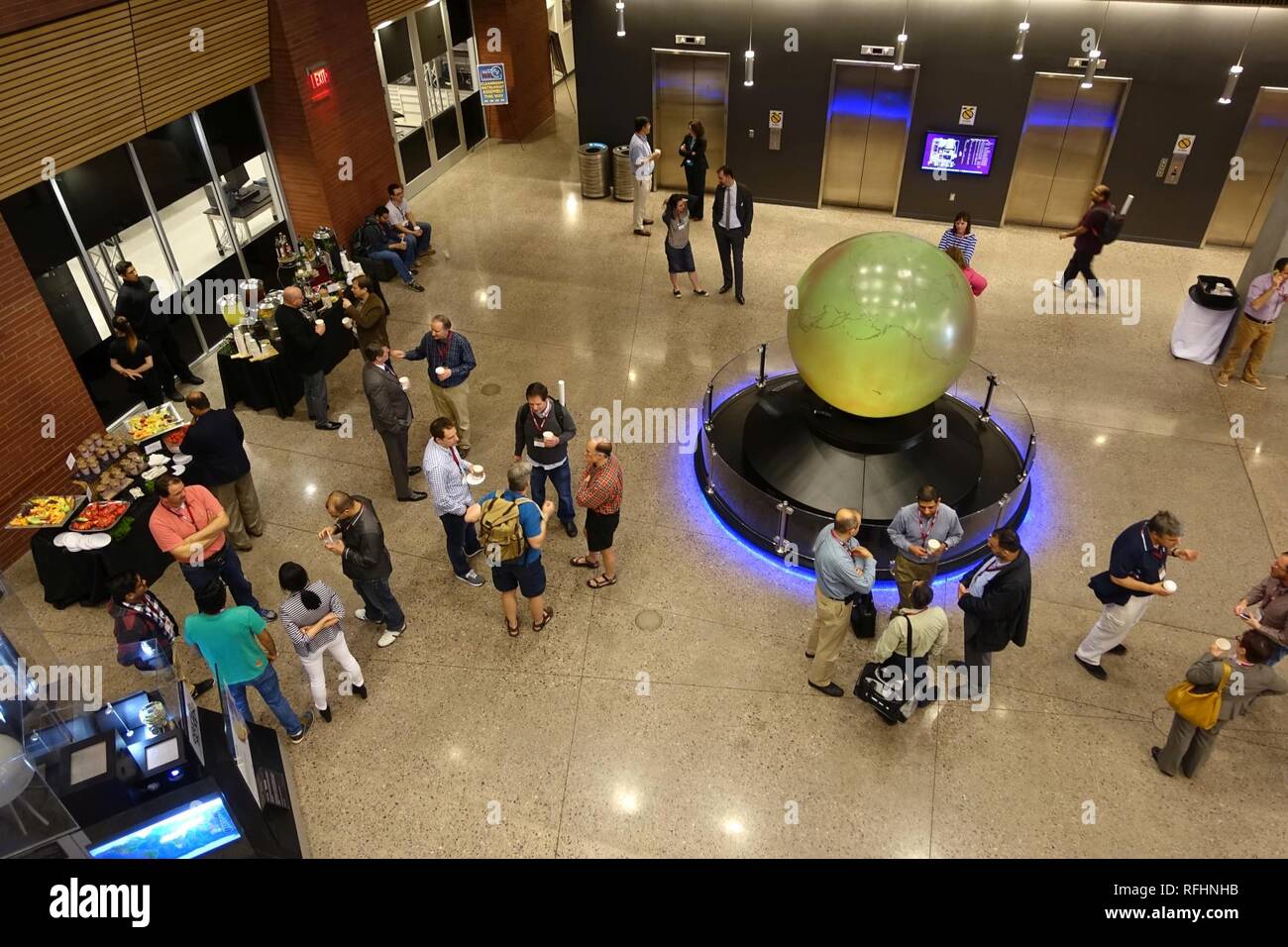 Atrium - Interdisciplinary Science and Technology Building 4 - Arizona ...