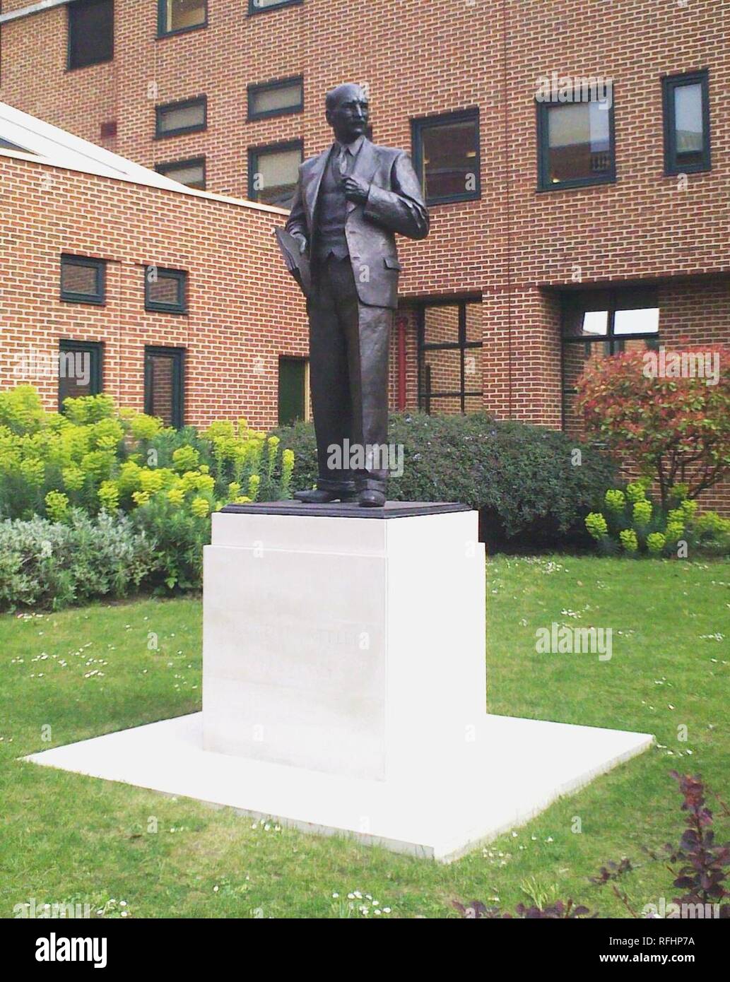 Qmul hi-res stock photography and images - Alamy