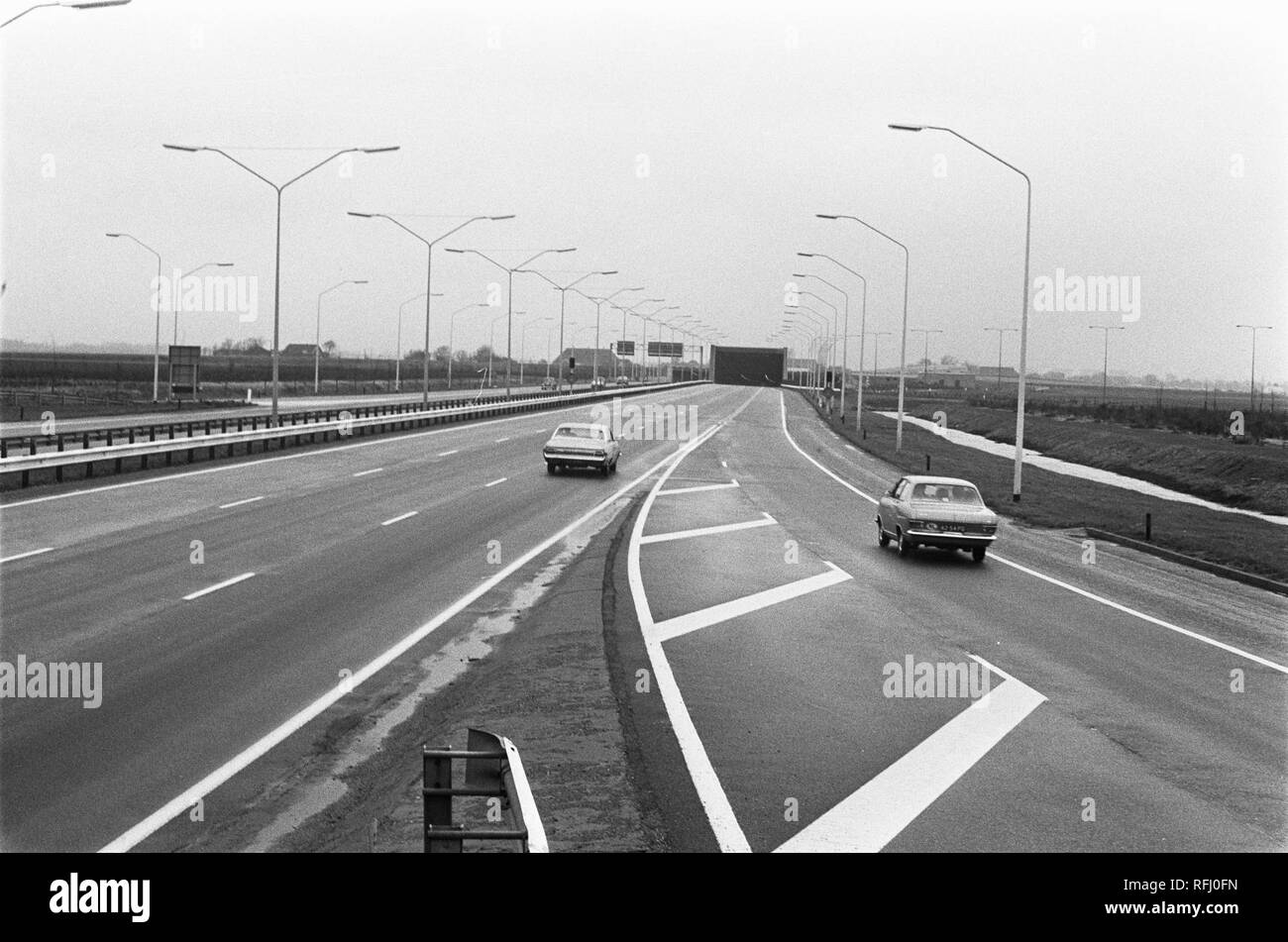 Autoweg weg hi-res stock photography and images - Alamy