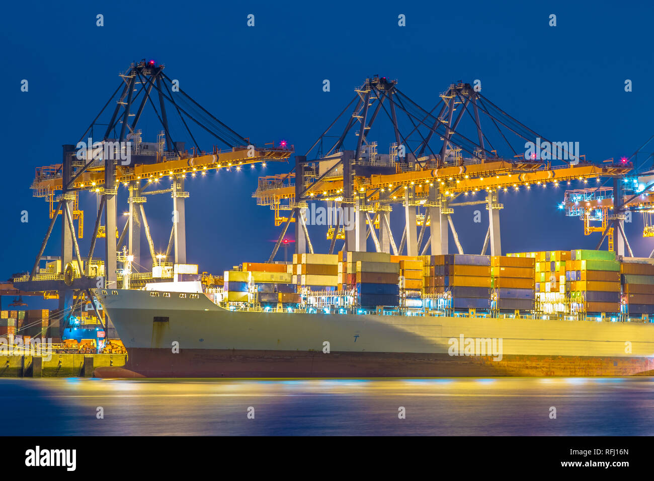 Rotterdam europoort port terminal netherlands hi-res stock photography ...