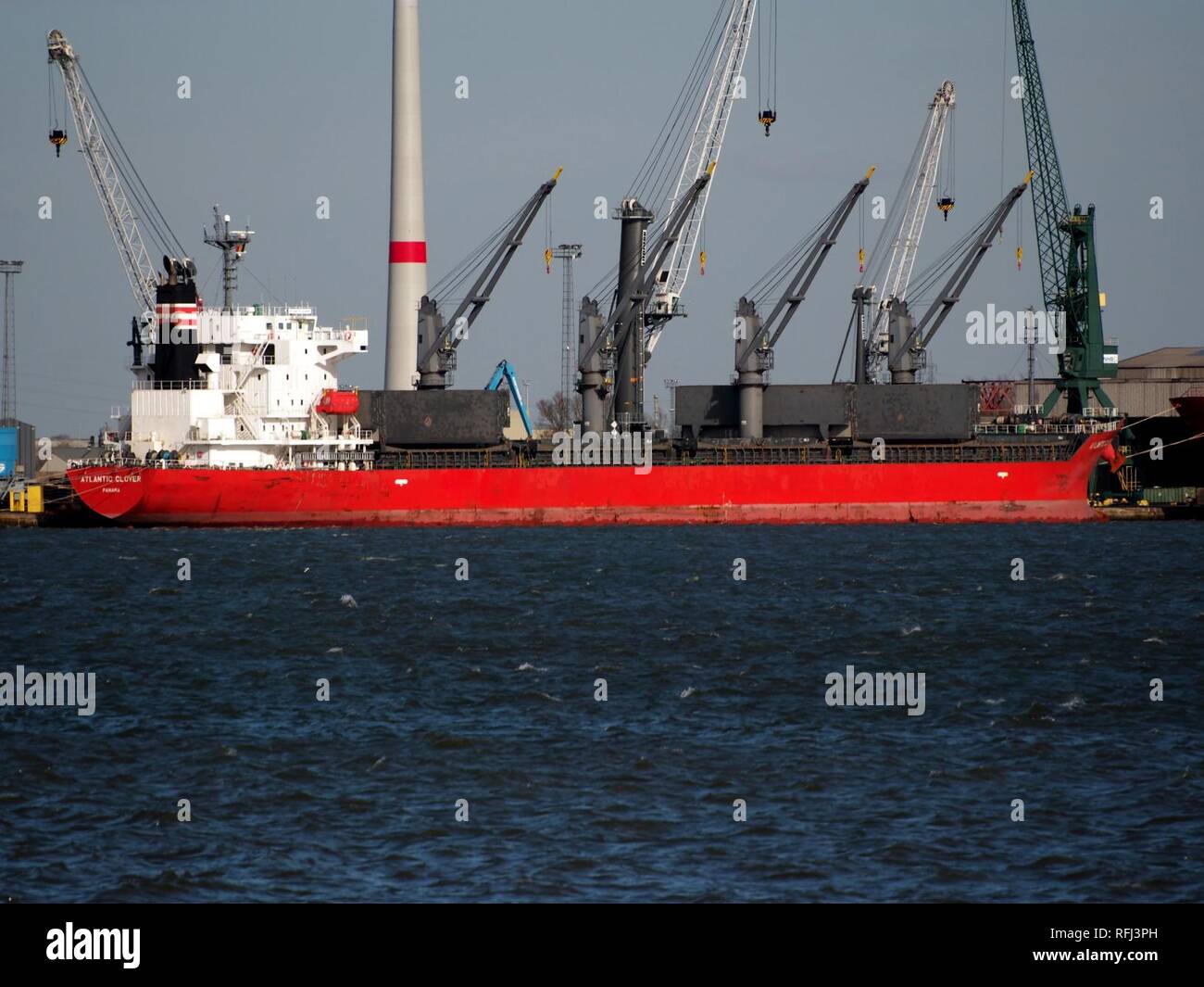 Atlantic Clover - IMO 9553024 - Call Sign 3FVD6 in the Churchilldok ...