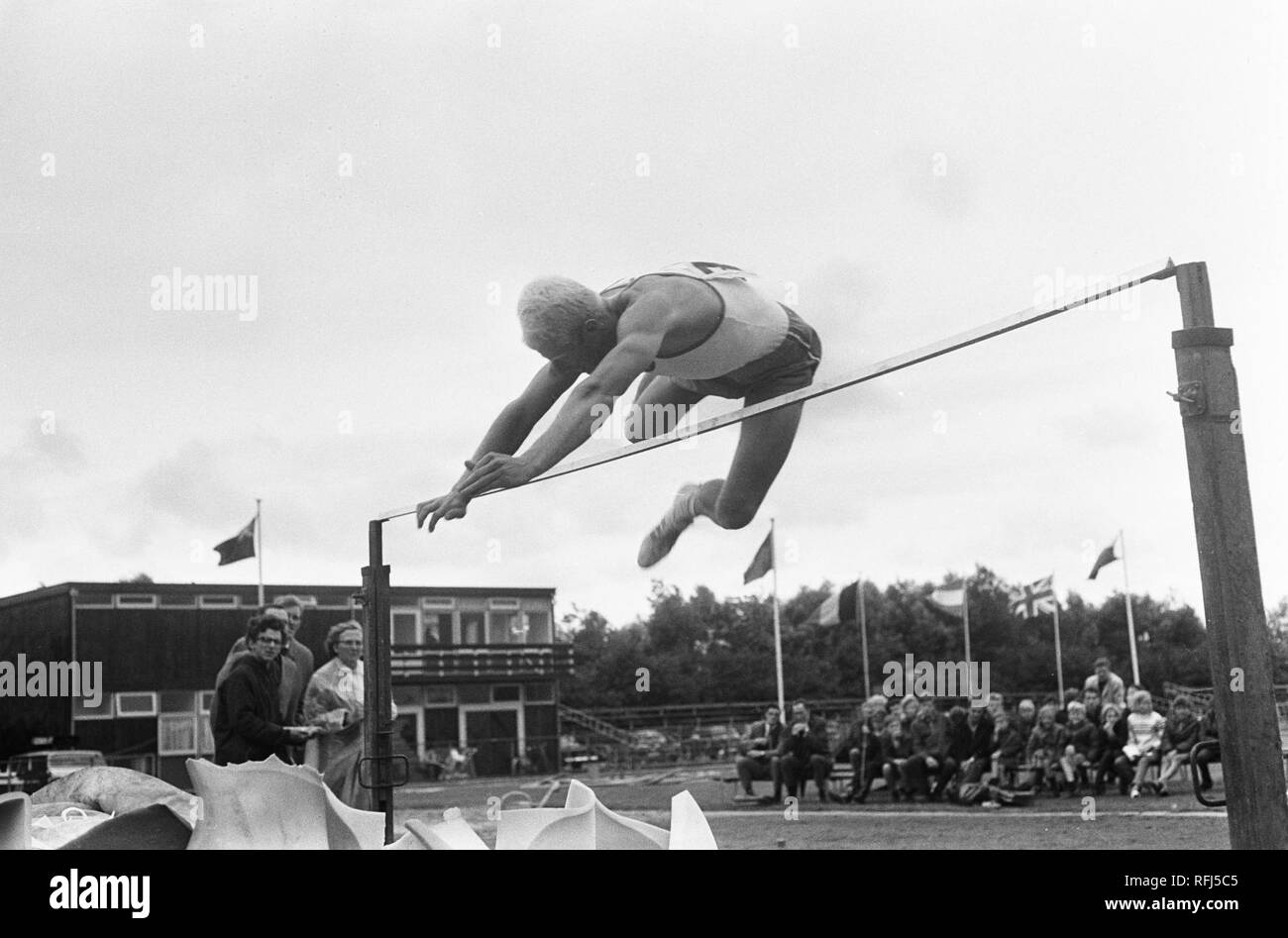 Hoogspringen hi-res stock photography and images - Alamy