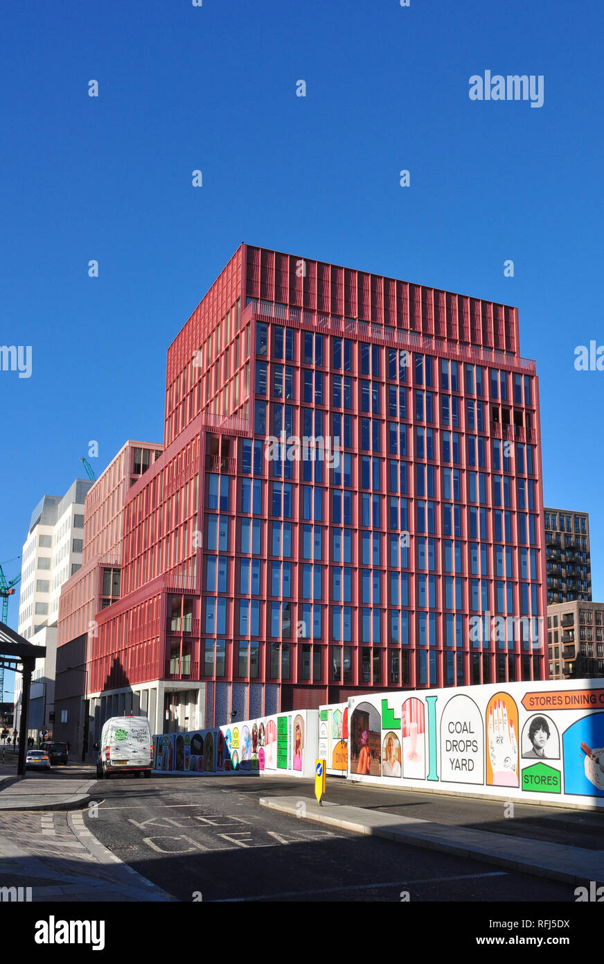 New development, Handyside Street, King's Cross, London, England, UK ...