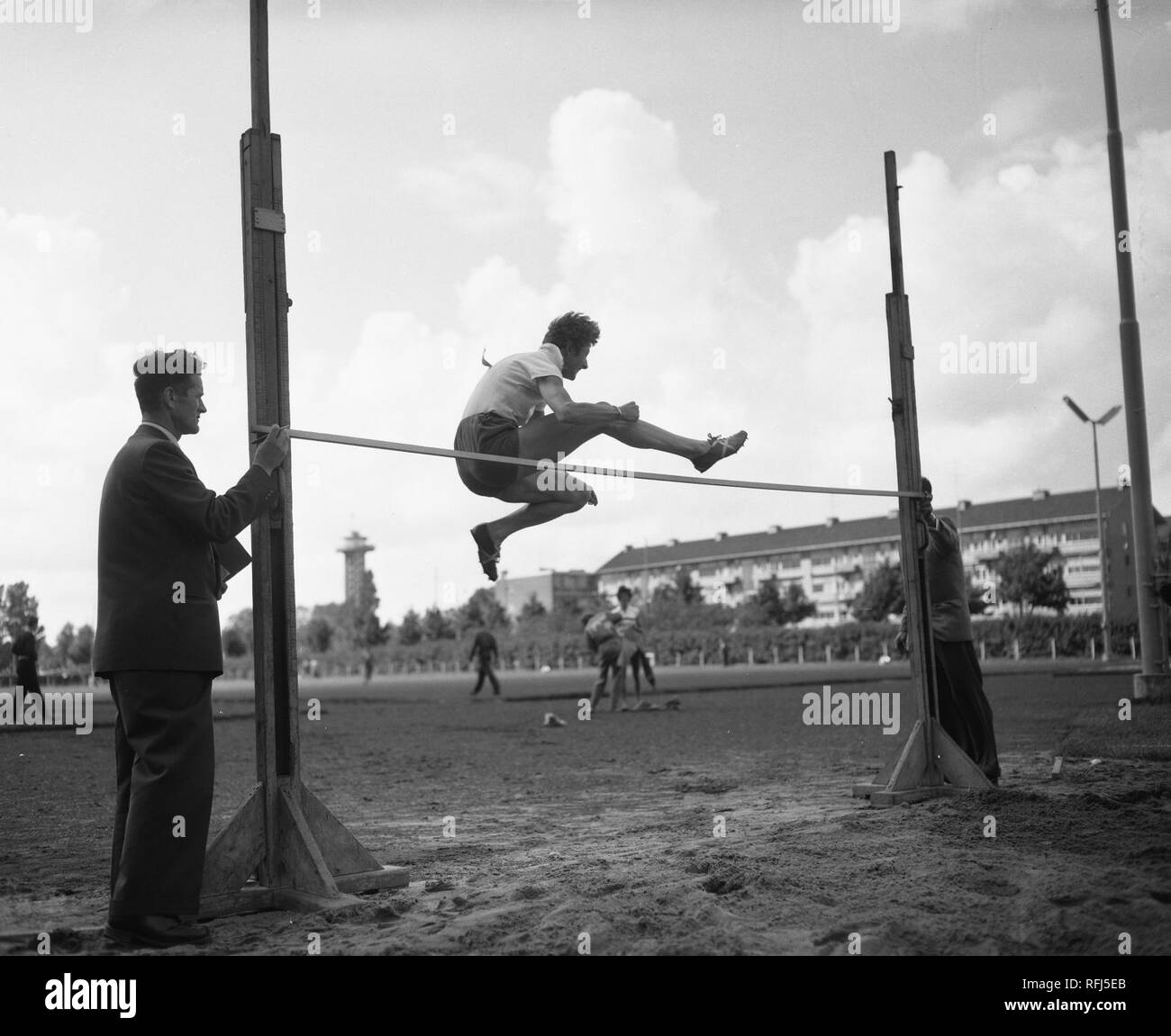 Hoogspringen hi-res stock photography and images - Alamy