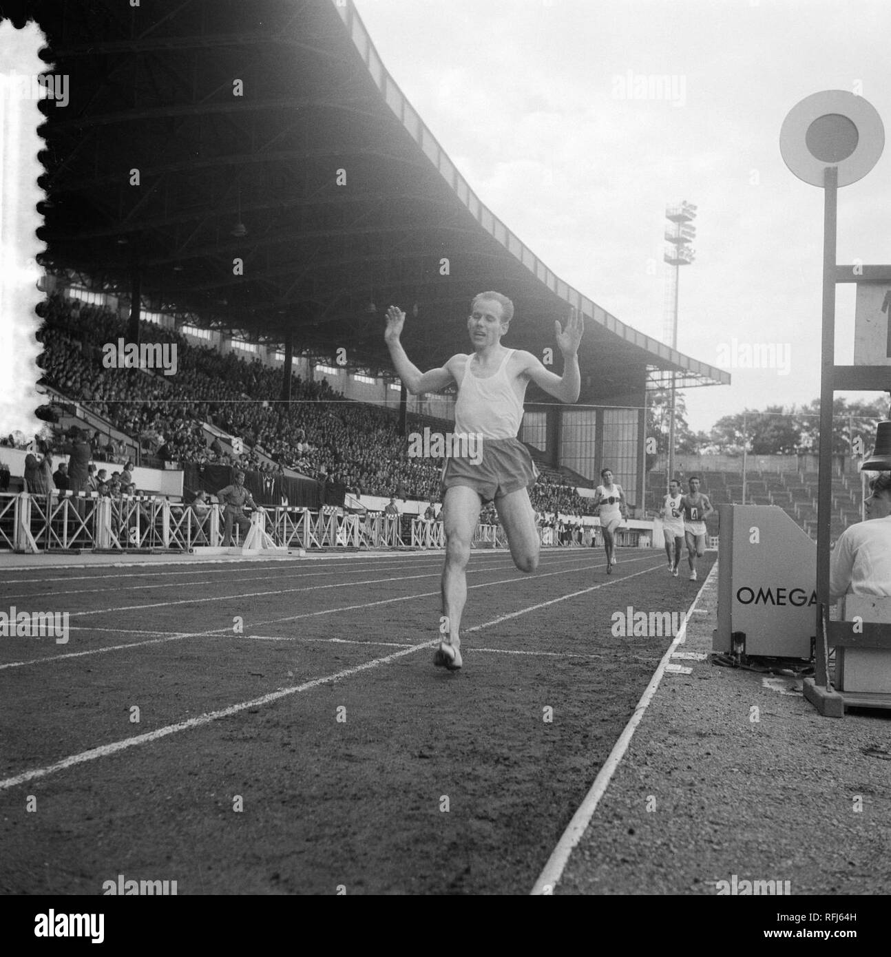 10000 meter hi-res stock photography and images - Alamy