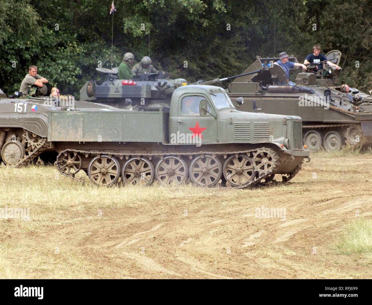 ATLM Gun Tracktor pic-004 Stock Photo - Alamy