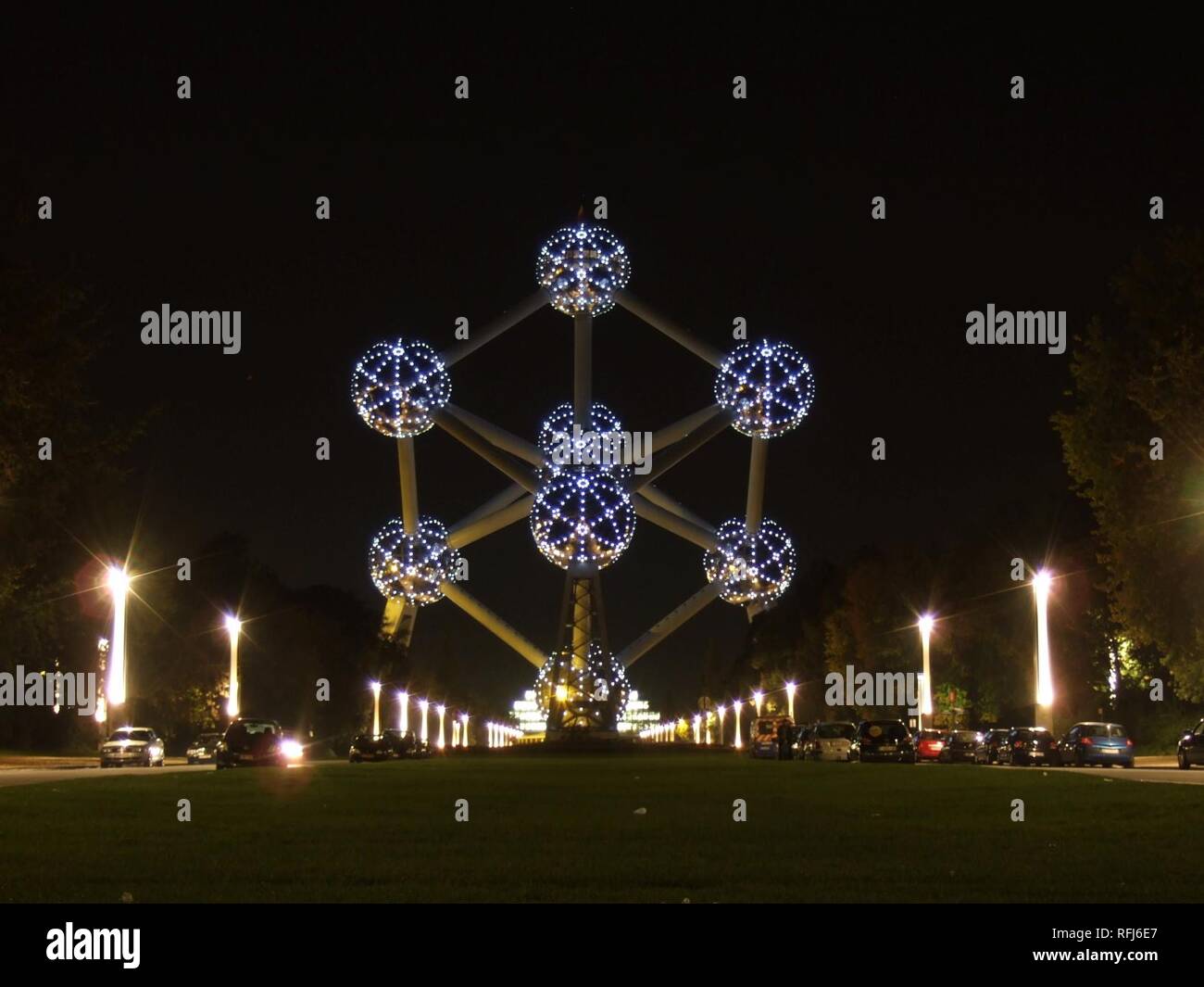 The atomium archive hi-res stock photography and images - Alamy