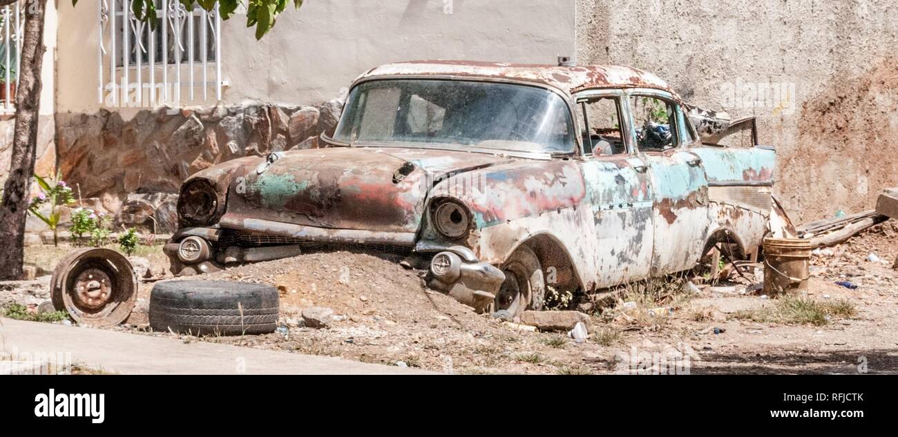 Chatarra hi-res stock photography and images - Alamy