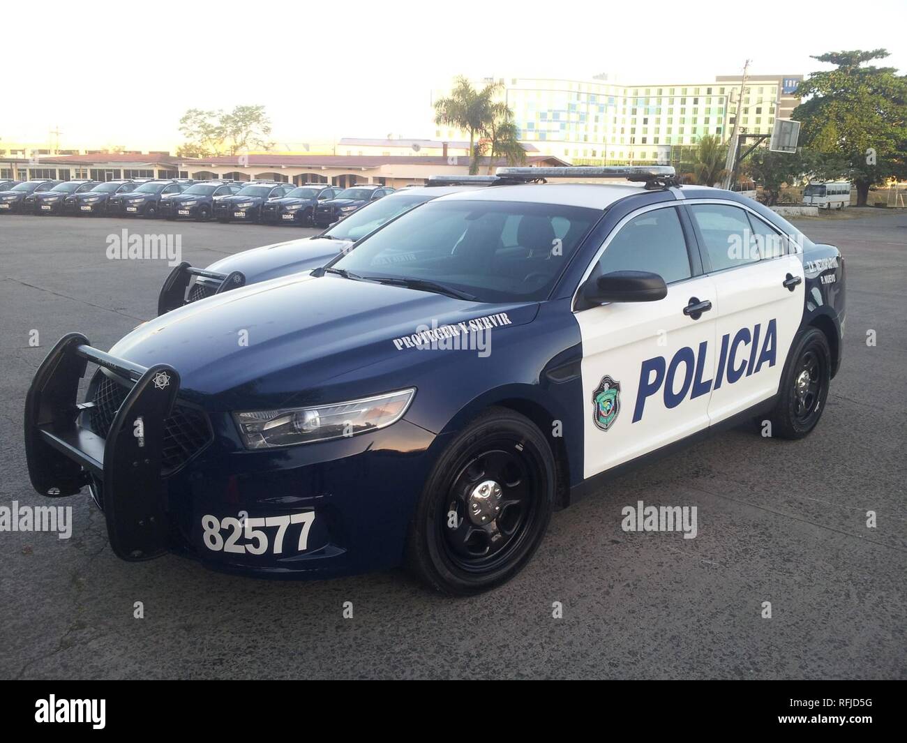 Ford taurus police hi-res stock photography and images - Alamy