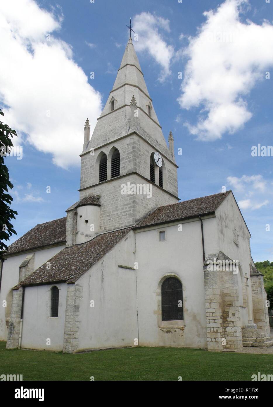 Auxey-Duresses Église Saint-Martin 7 Stock Photo - Alamy