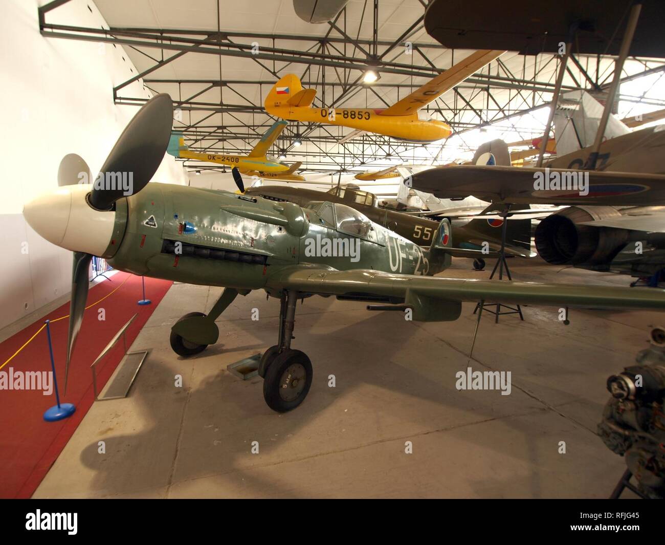Avia S-199 (Czech version Messerschmitt Bf 109G) (UF 25) pic3 Stock ...