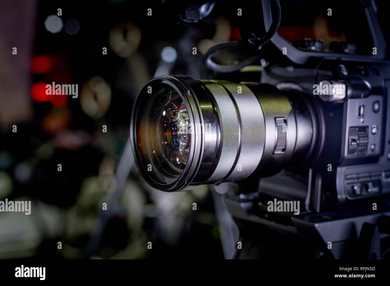 Film set cameras light hi-res stock photography and images - Alamy