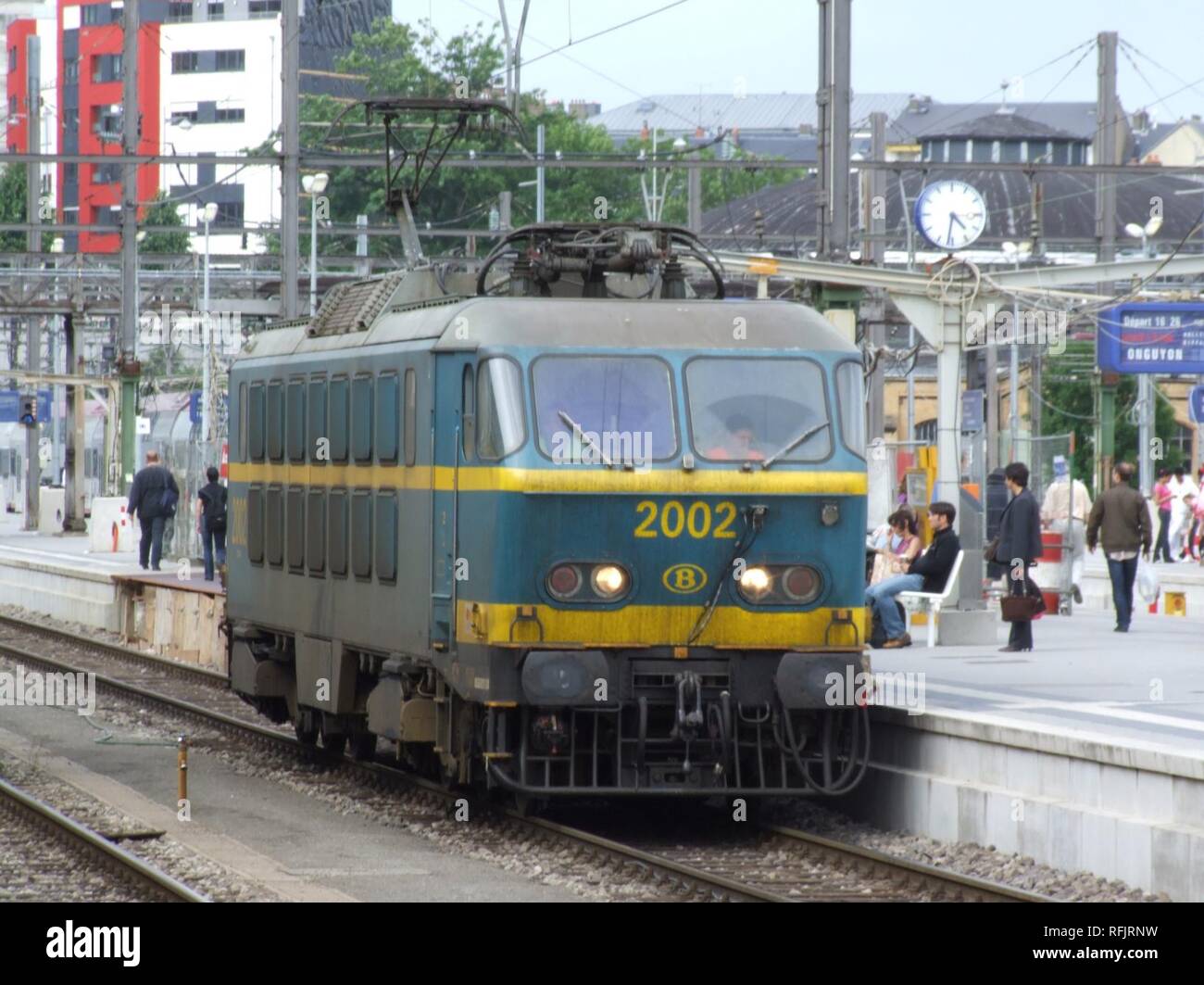 B 2002 hi-res stock photography and images - Alamy