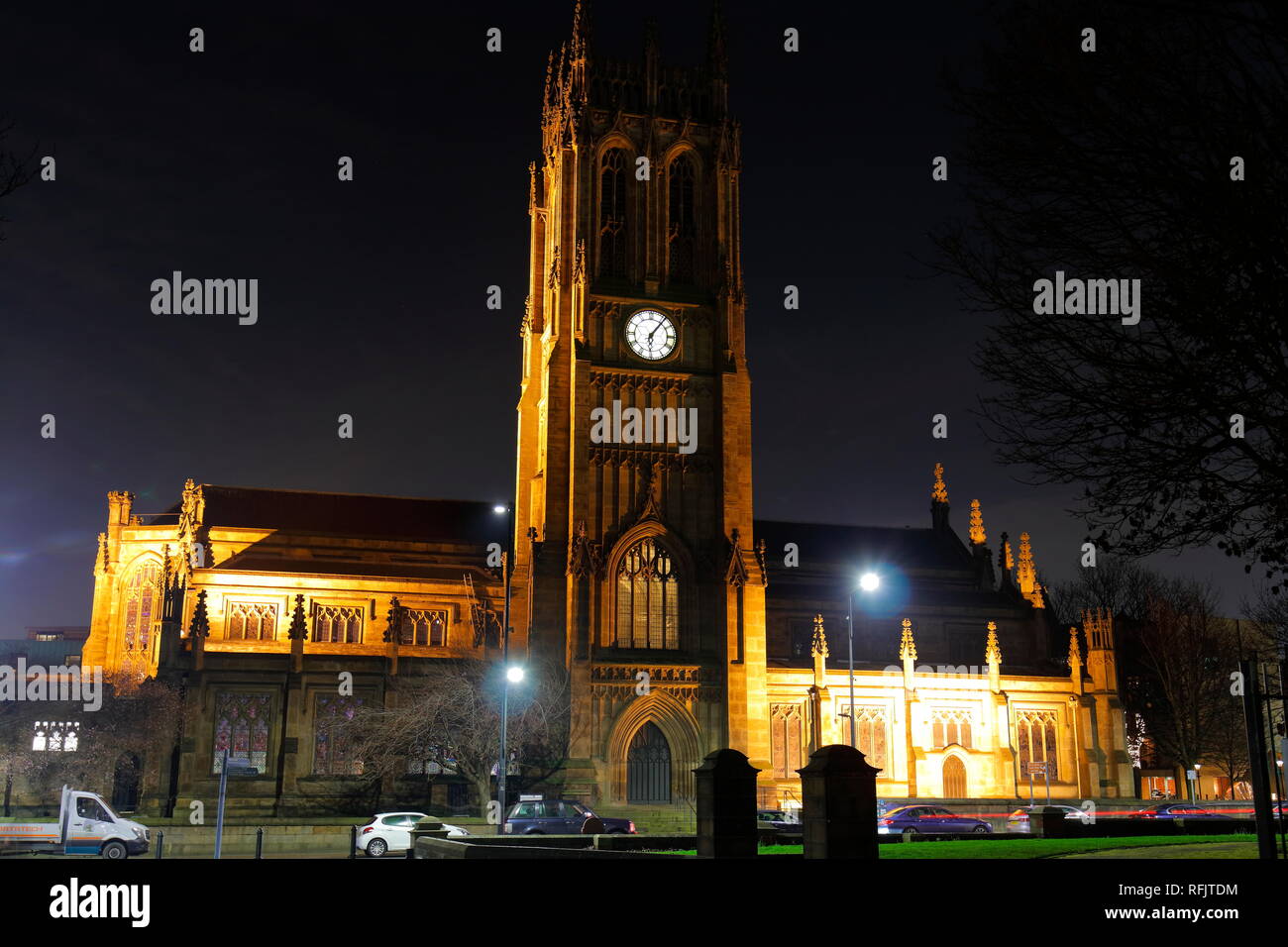 Leeds minster hi-res stock photography and images - Alamy