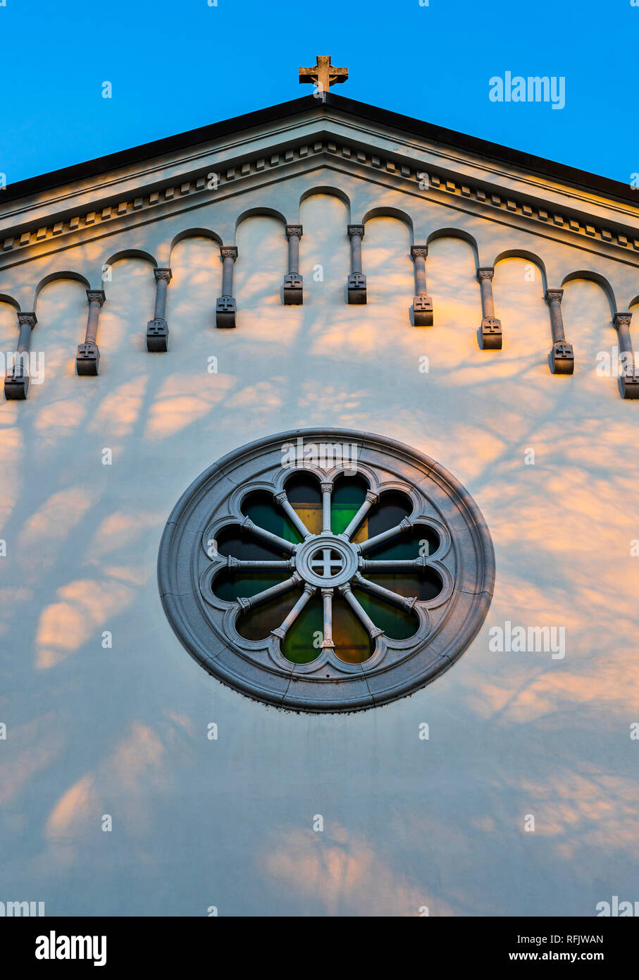 Vitrage window hi-res stock photography and images - Alamy