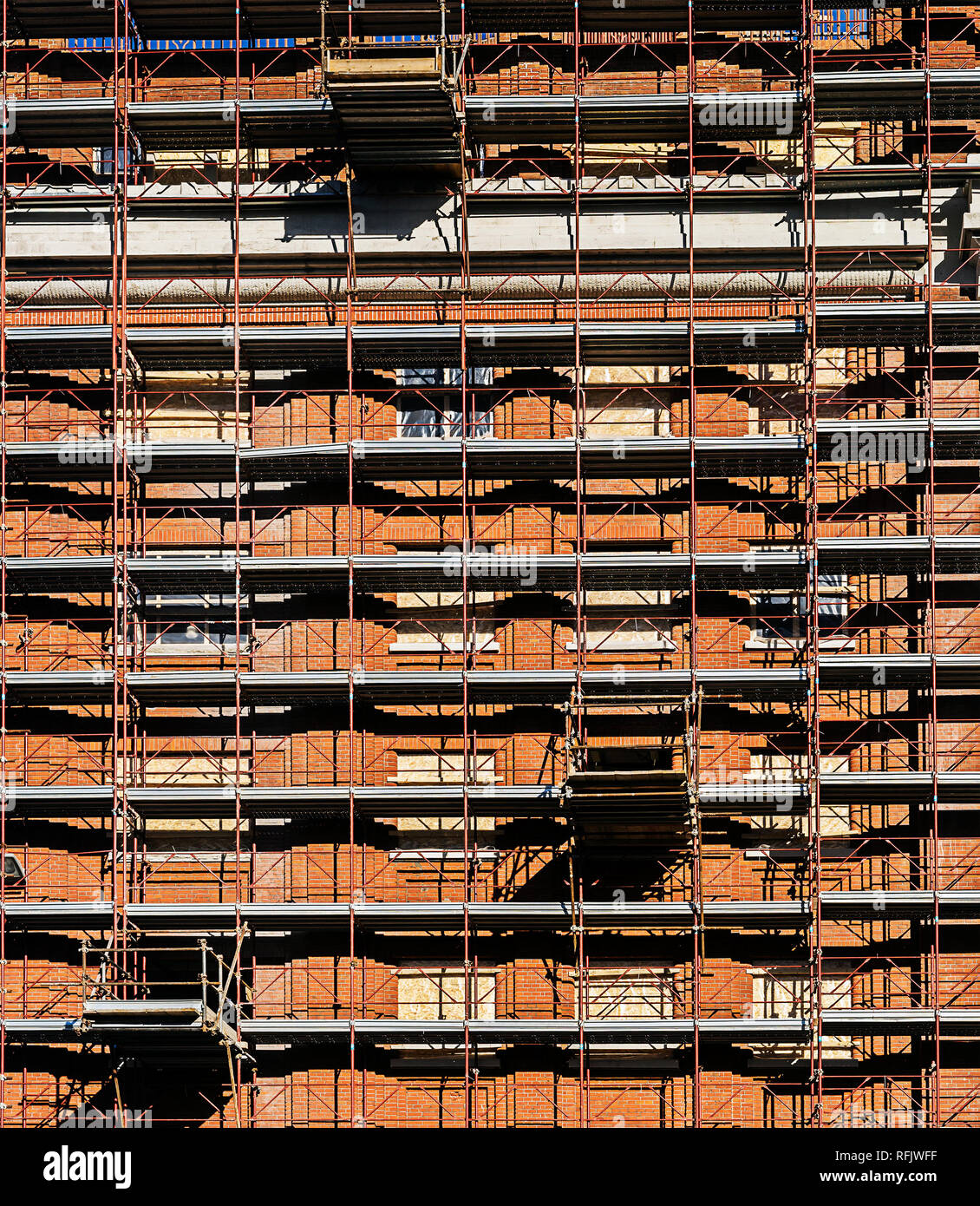 Metal framework hi-res stock photography and images - Alamy