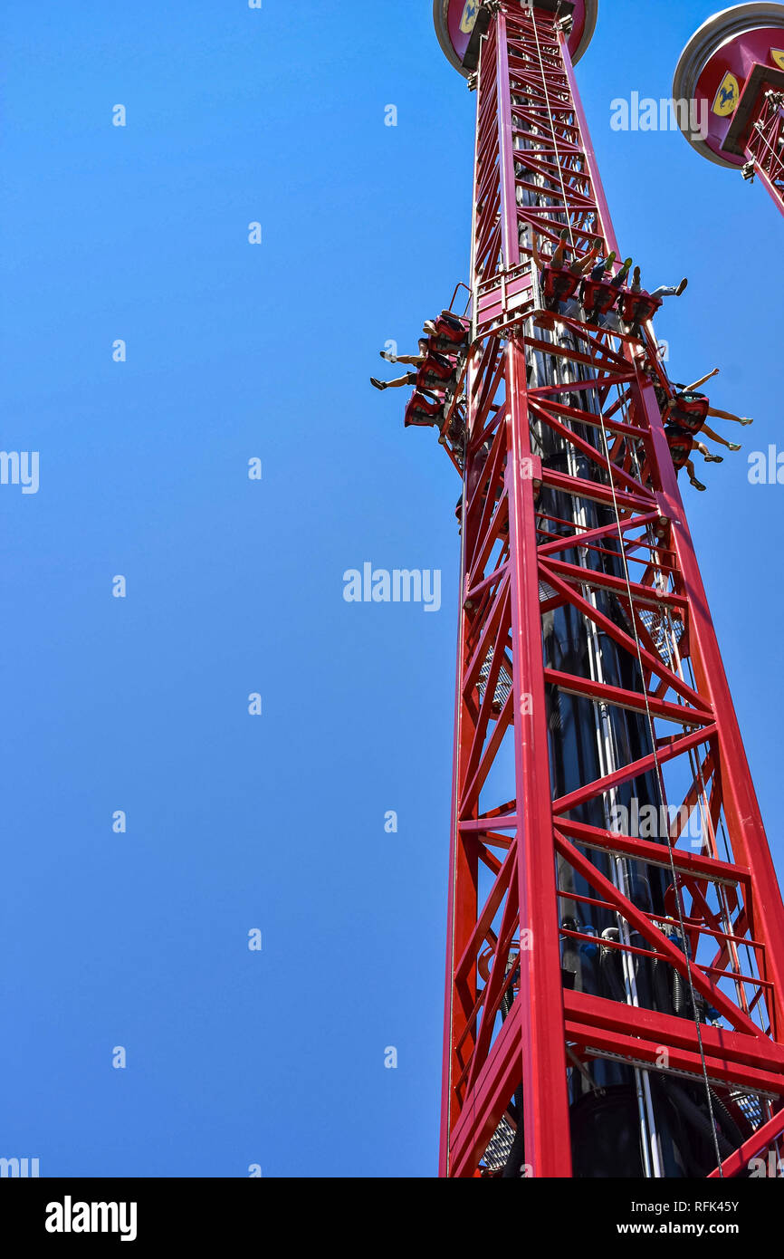 Young people having fun on Bounce Back Tower drop at the Europe’s ...