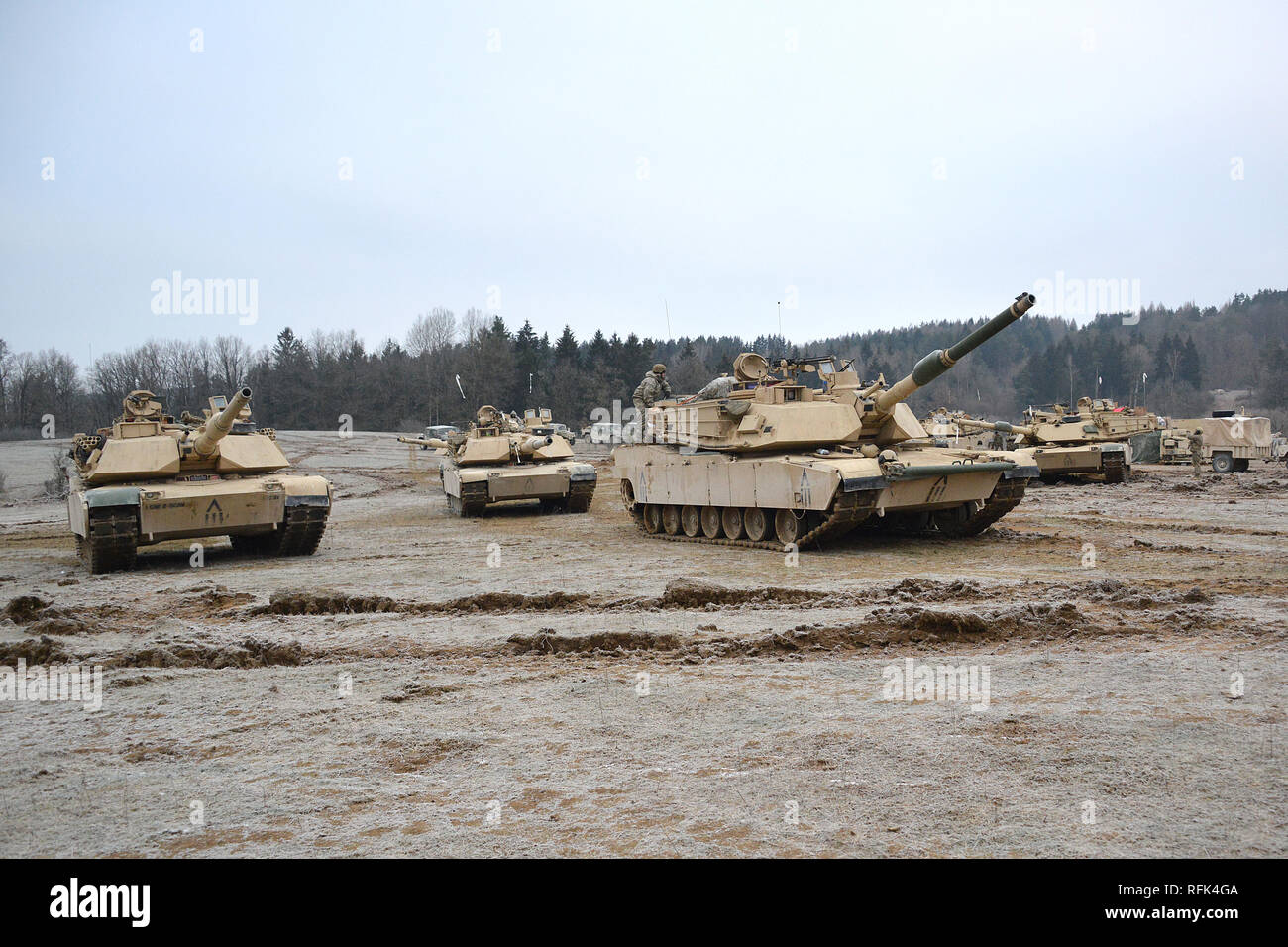 M1a1 abrams main battle tanks hi-res stock photography and images - Alamy