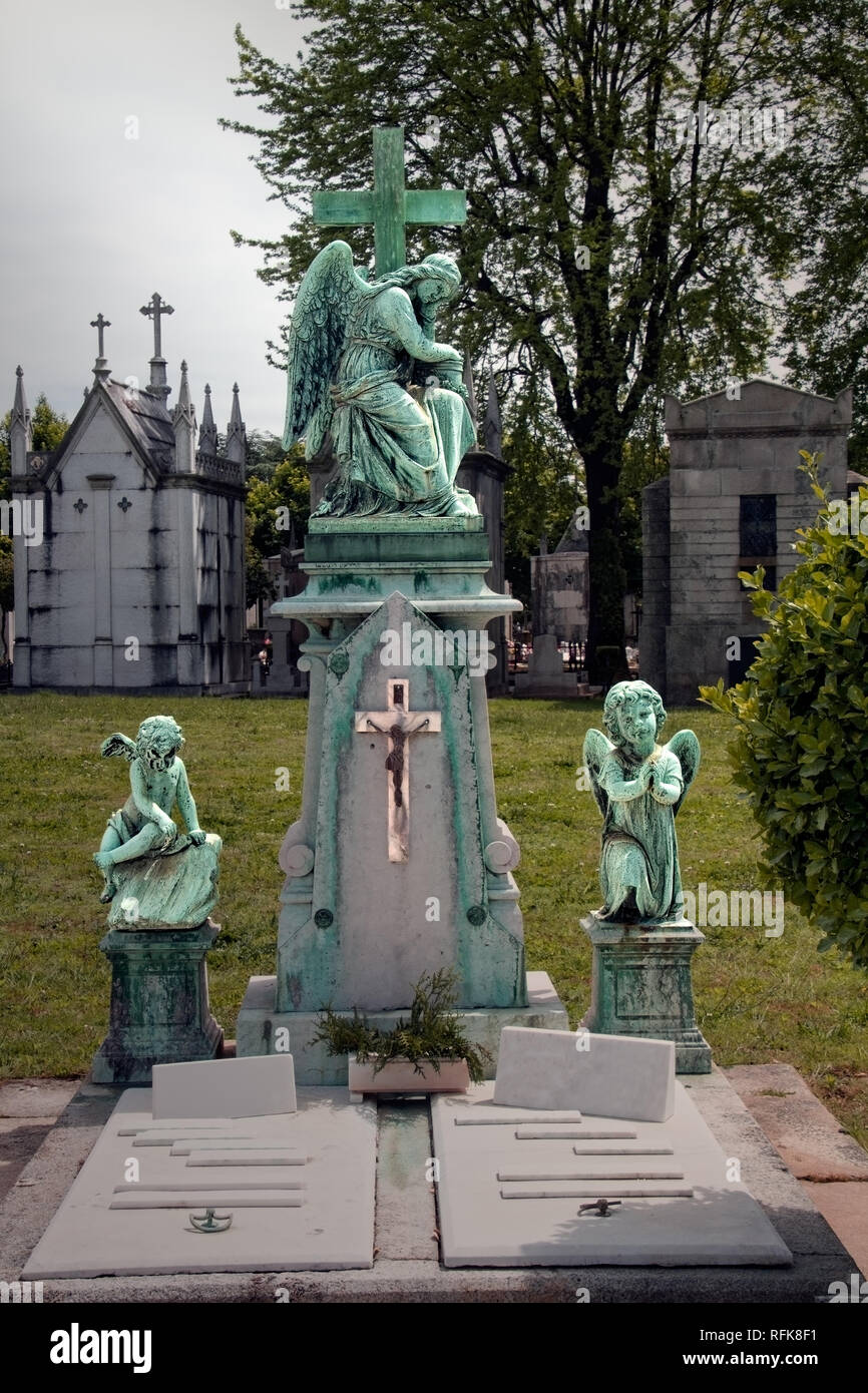 Old european cemetery angels statues Stock Photo - Alamy