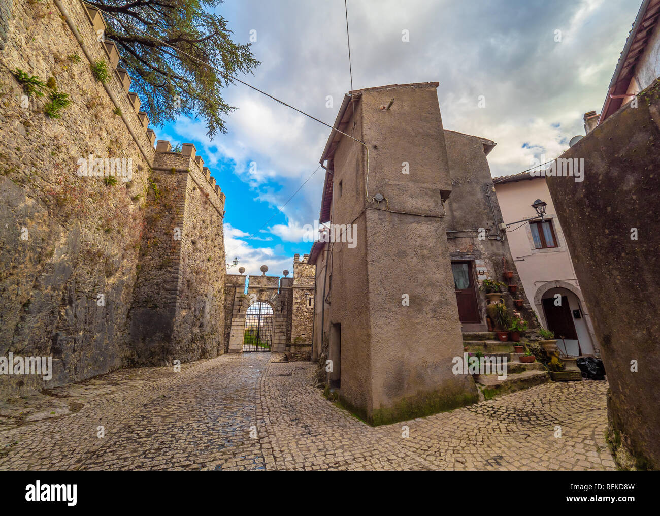Orvinio (Italy) - A small and charming medieval village of only 387 ...