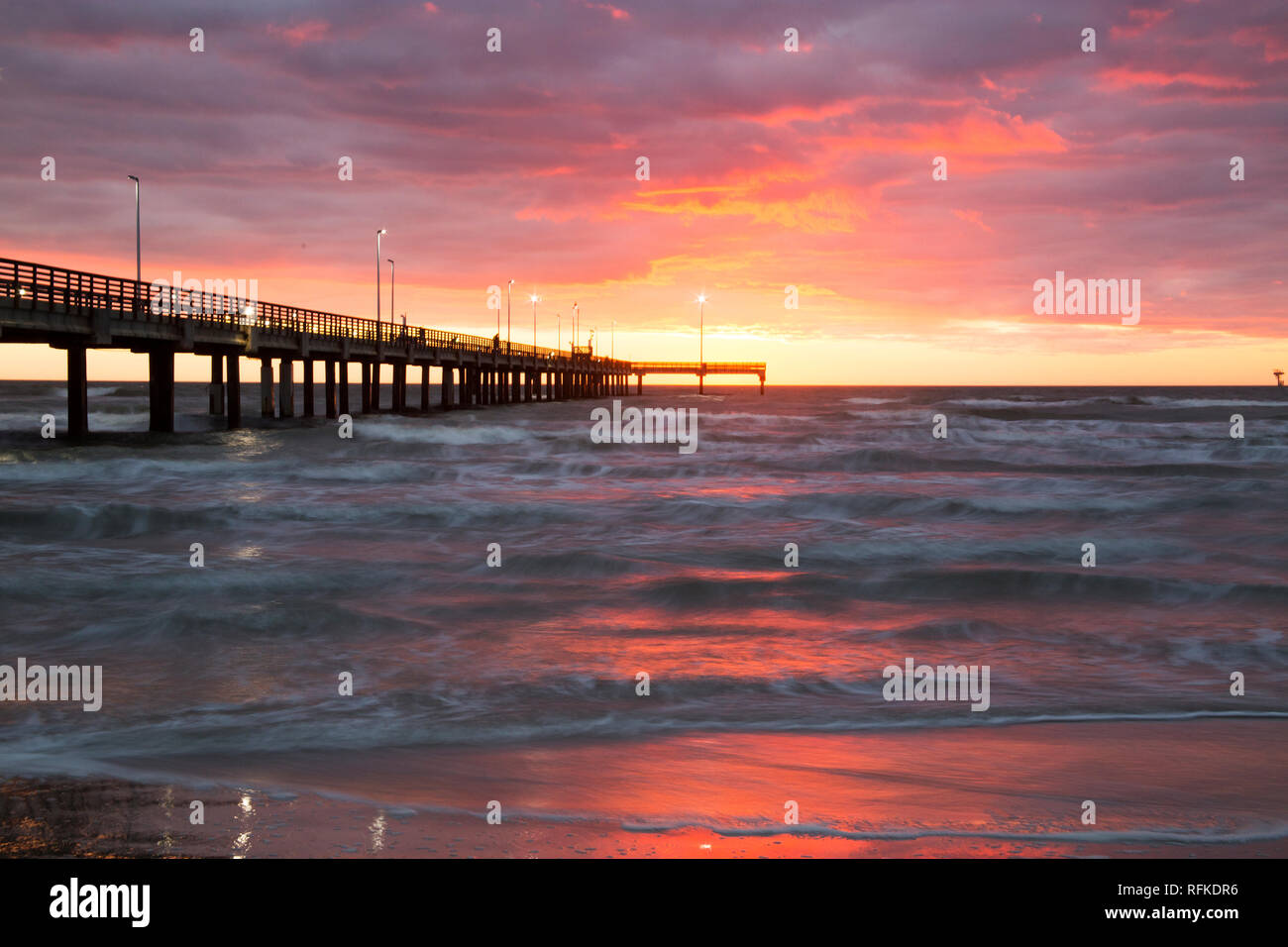 Bob hall pier, corpus christi hi-res stock photography and images - Alamy