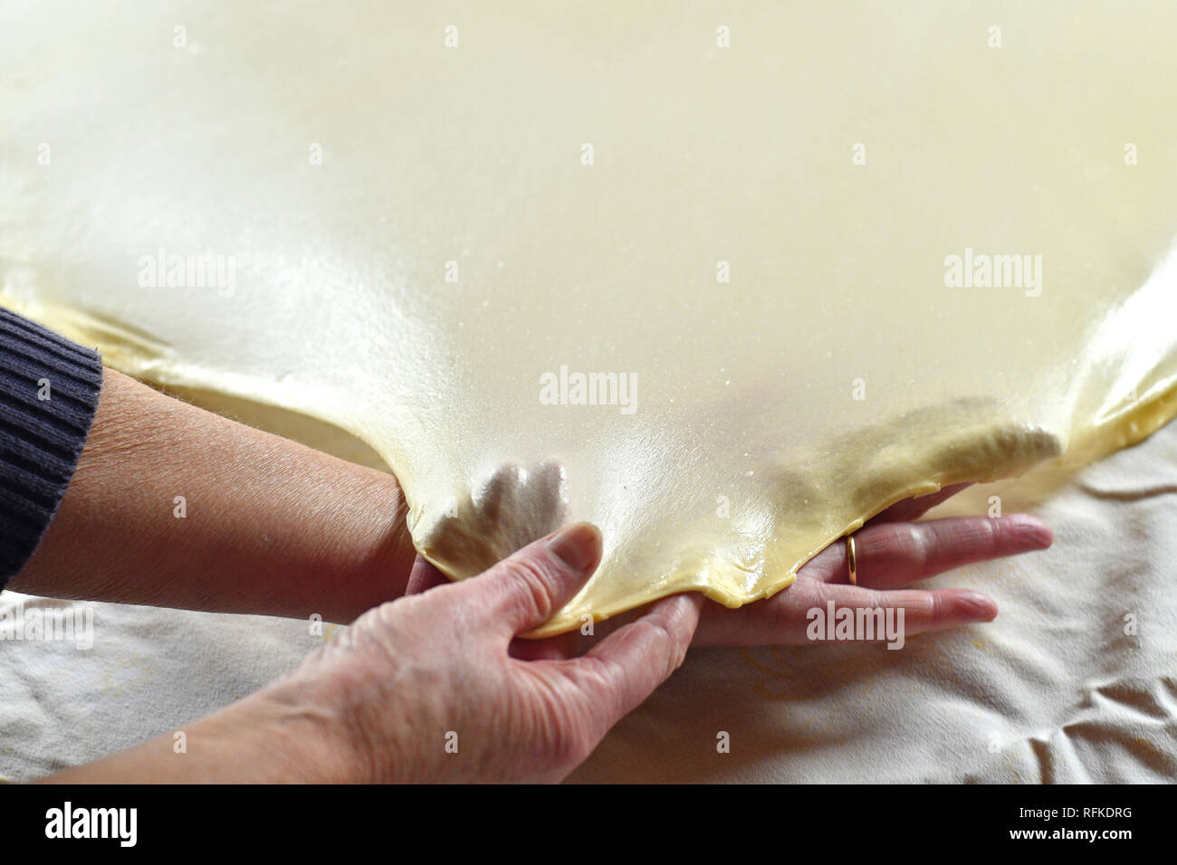 Kitchen stretching hi-res stock photography and images - Alamy